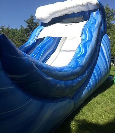 Tsunami Wave (Wet/Dry) - Rentals in Wisconsion | Blue Sky Inflatables, LLC