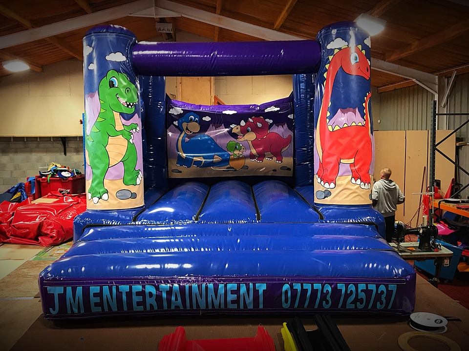Children's Birthday Party - Corporate Fun Inflatables, Rodeos ...