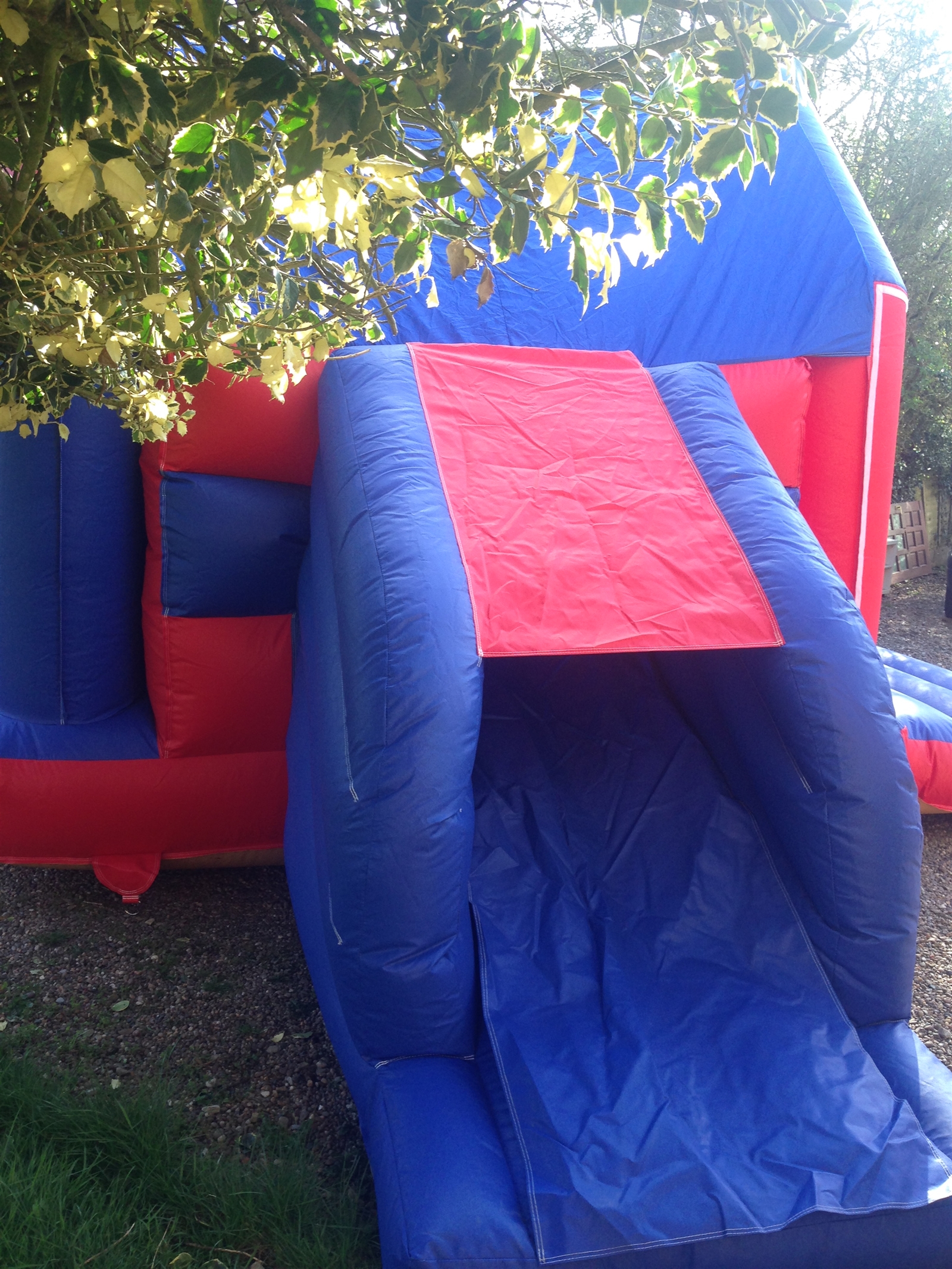 15 x 16 Blue and Red Bouncy Castle Slide Combo - Bouncy Castle Hire in ...