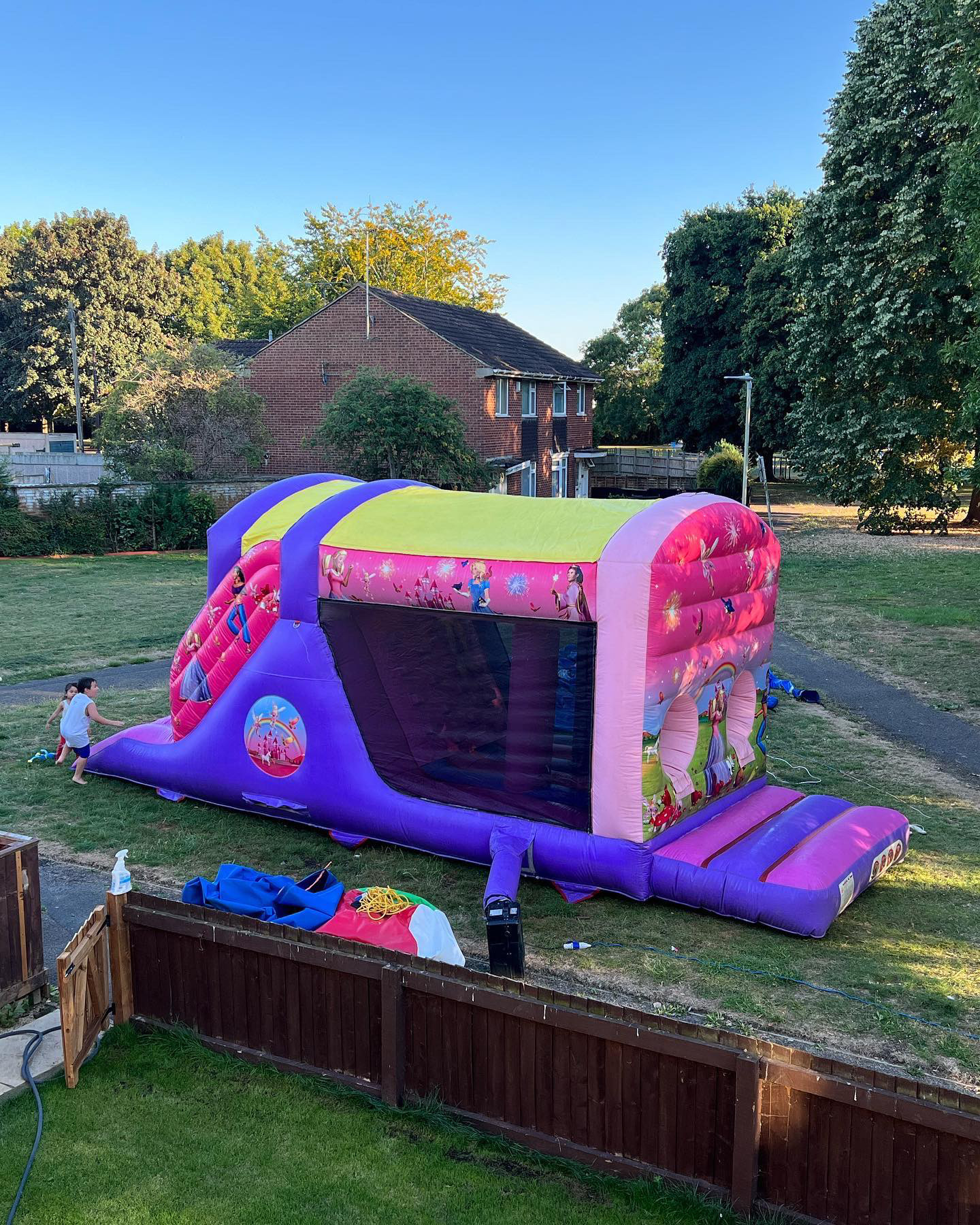 Princess assault course - Hire in York and surrounding | BIG N BOUNCY ...