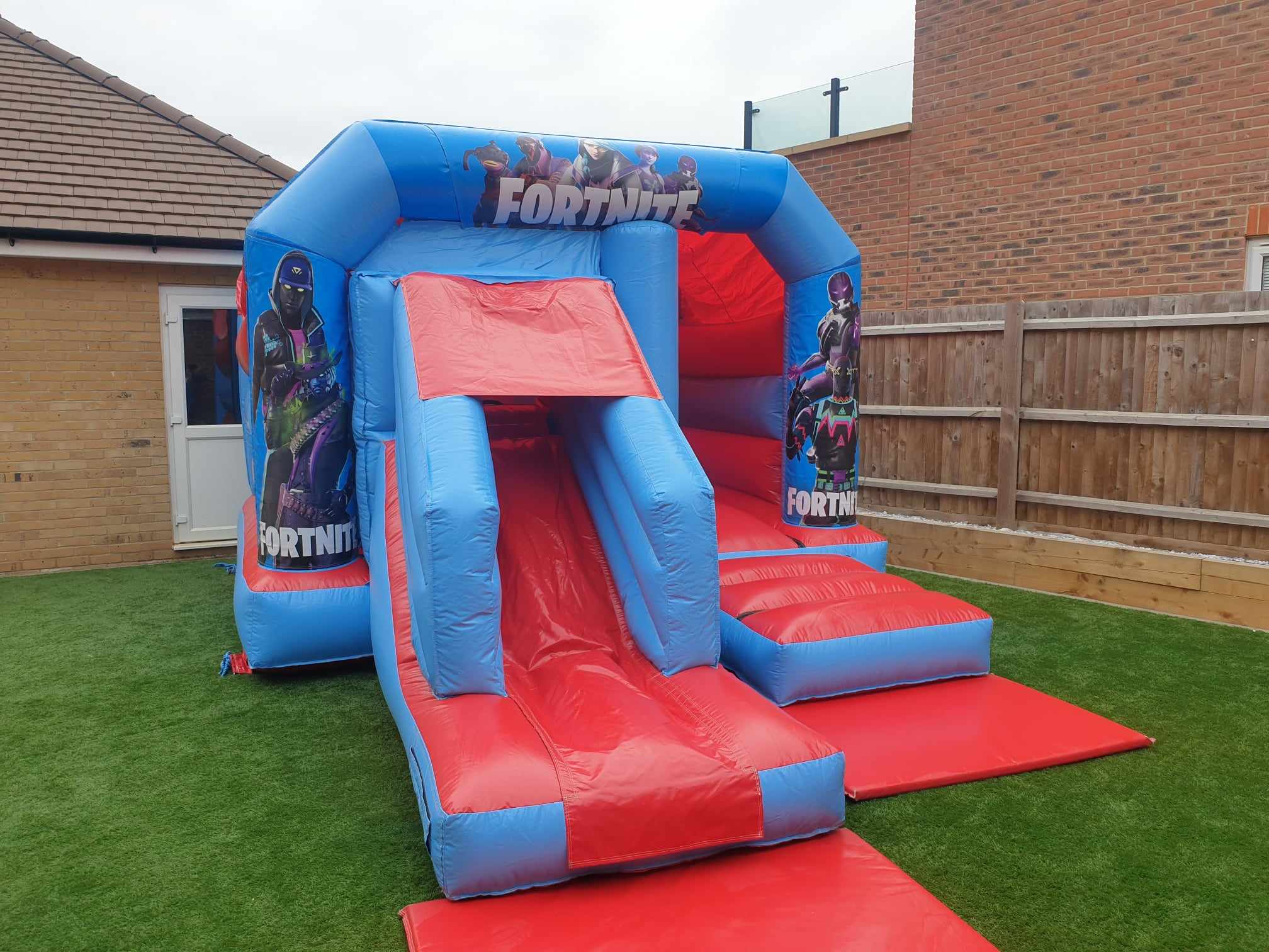Fortnite Bouncy Castle Hire | Bedford, Luton & Milton Keynes