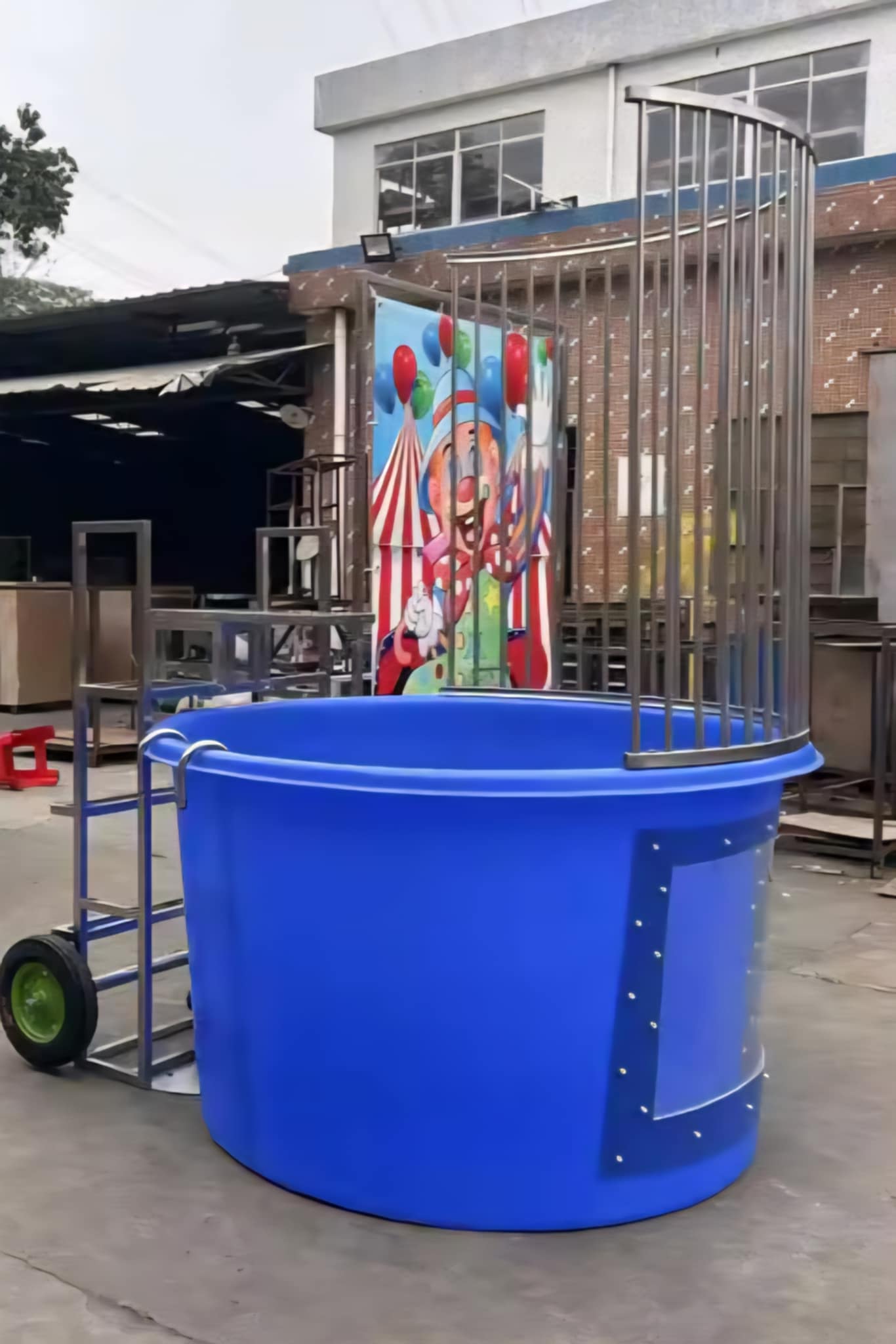 Jumbo Dunk Tank Hire | Large Event Dunk Tank