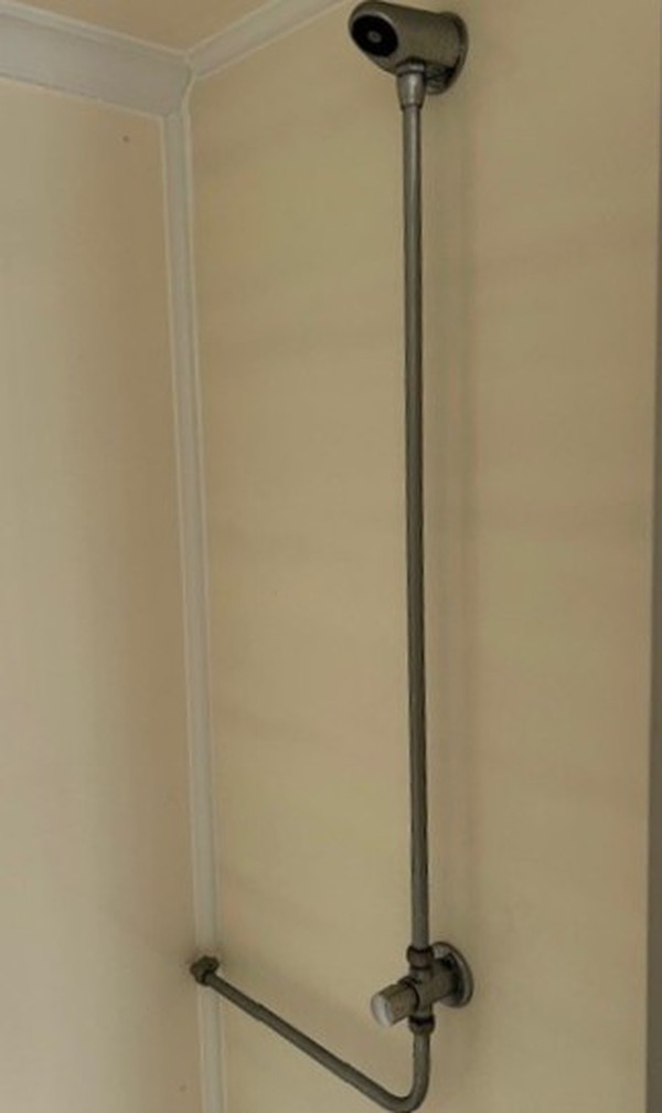5 & 6 Bay Shower Unit Hire for Festivals & Sites UK