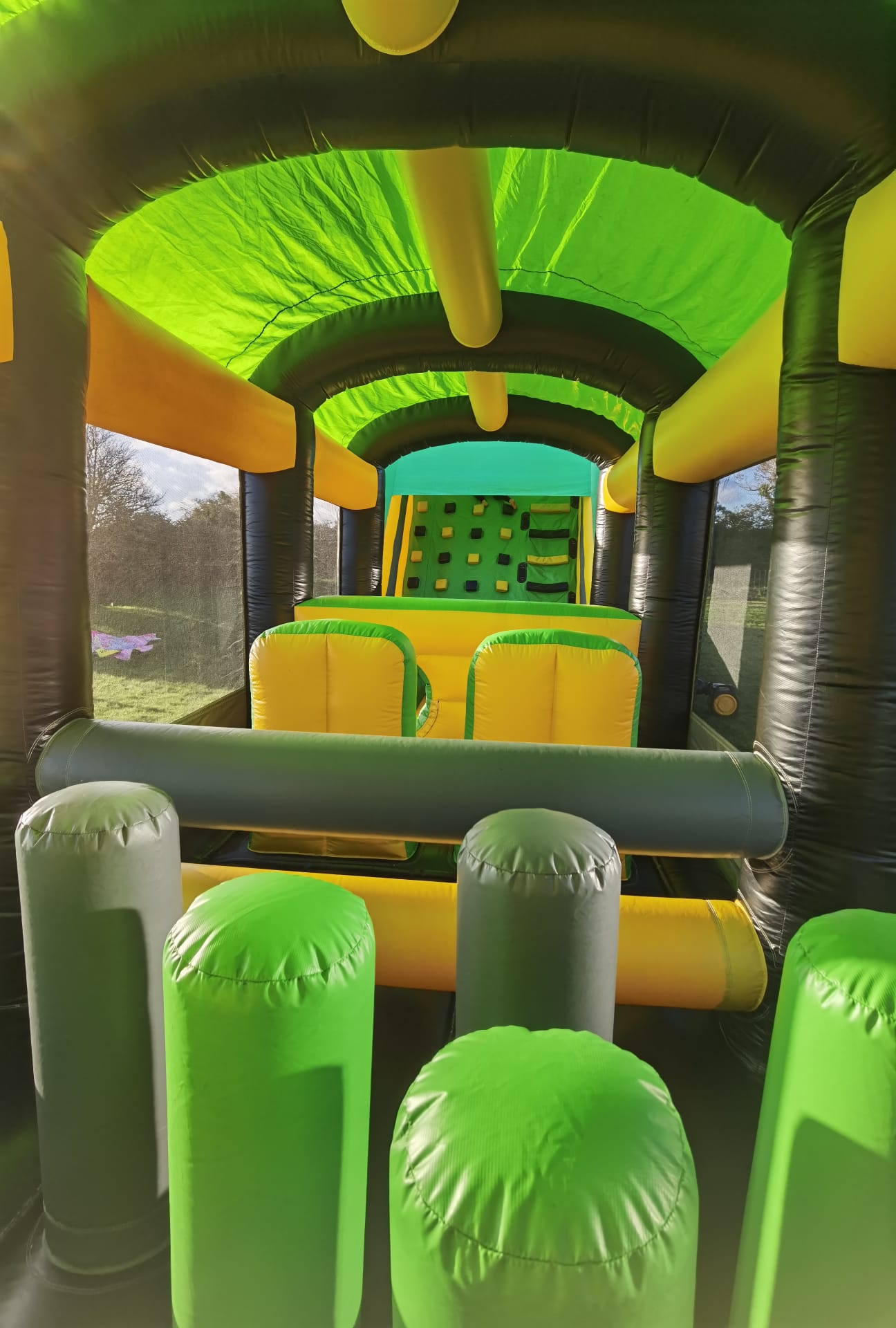 Total Wipeout Obstacle Course & Slide 55ft X 15ft - Hire in Louth ...