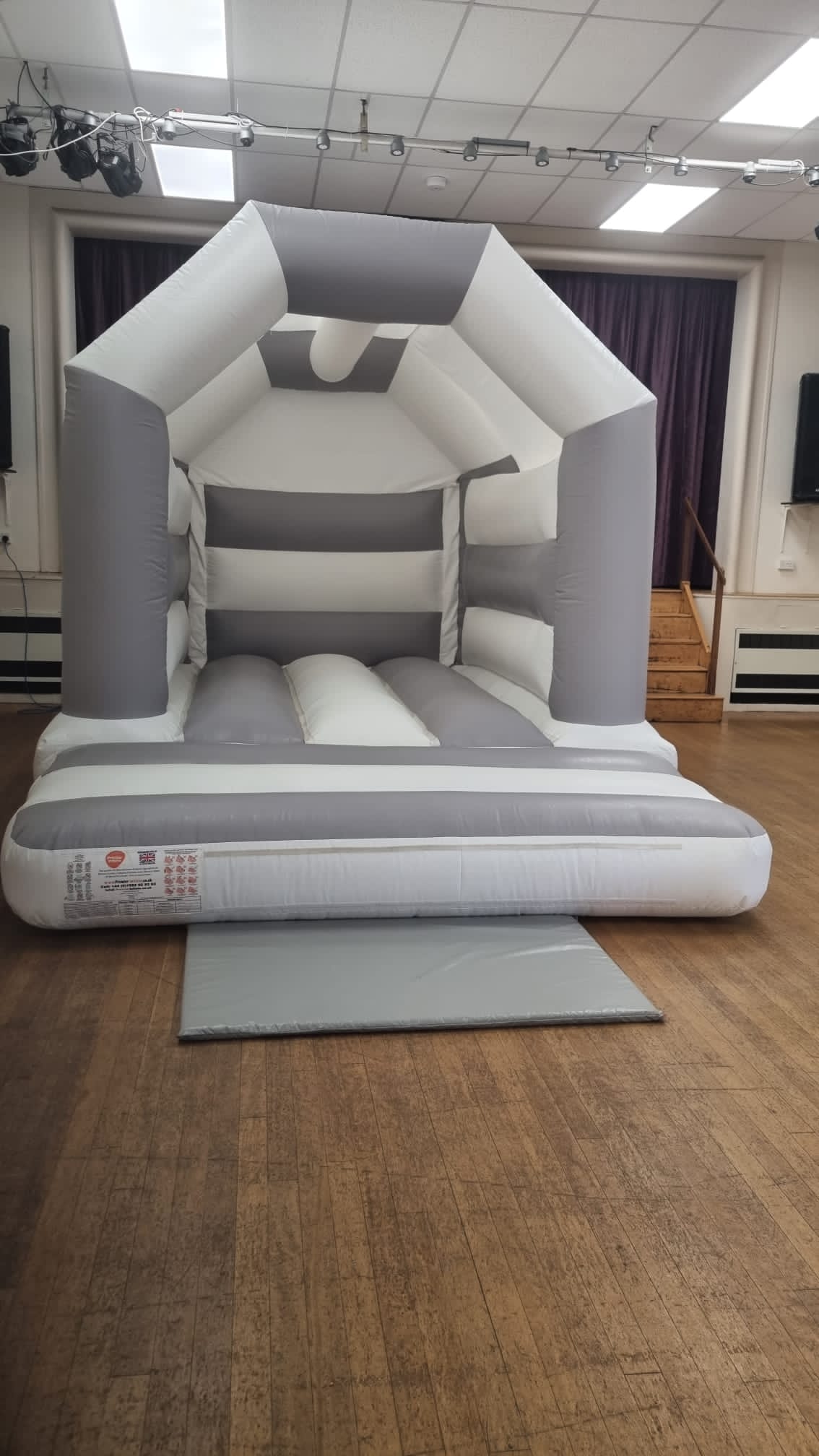 Grey & White Bouncy Castle - Hire in Harlow | Jolly jump and play