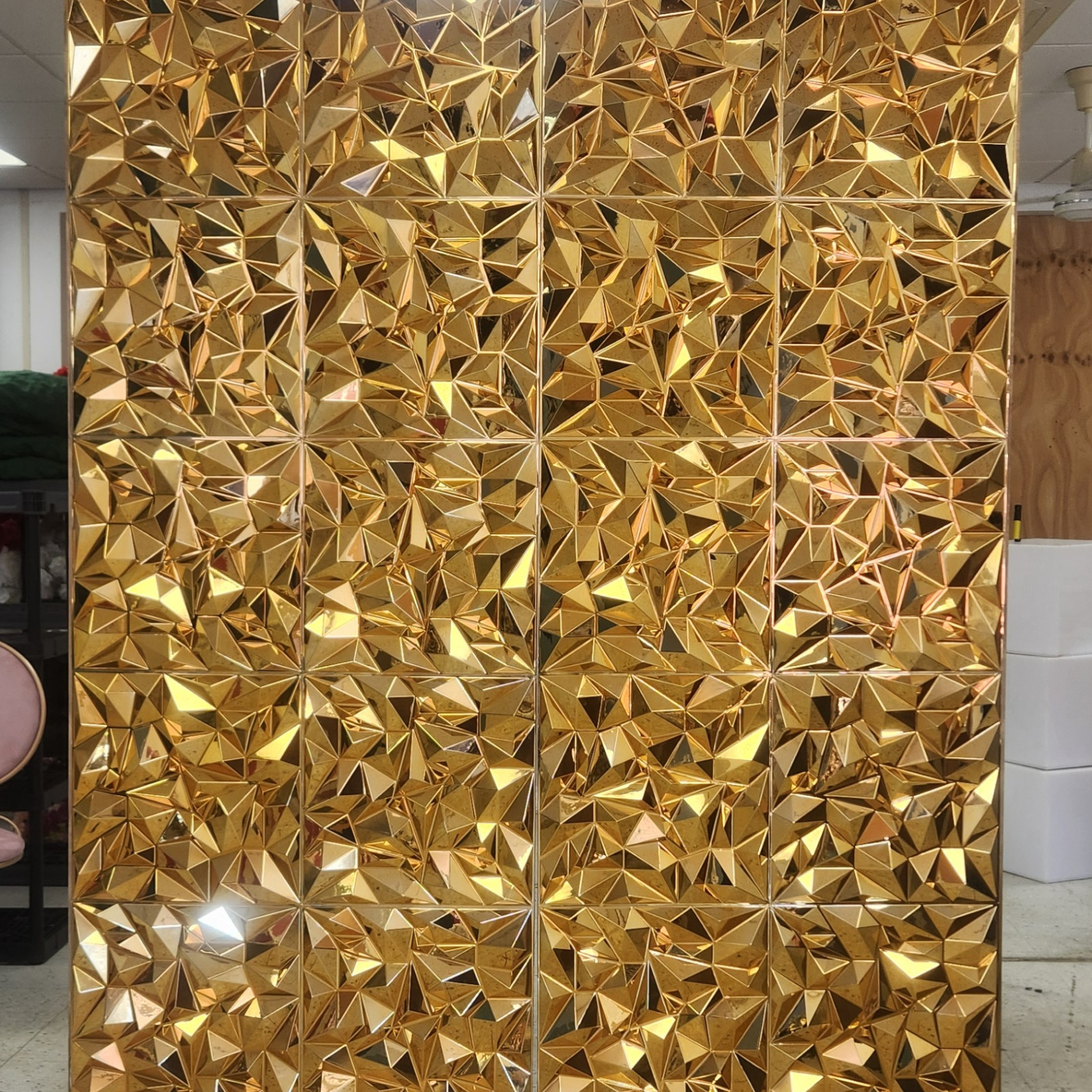 3D GOLD DIAMOND WALL - FULL - Event Hire in Bermuda | So-N-So Hires