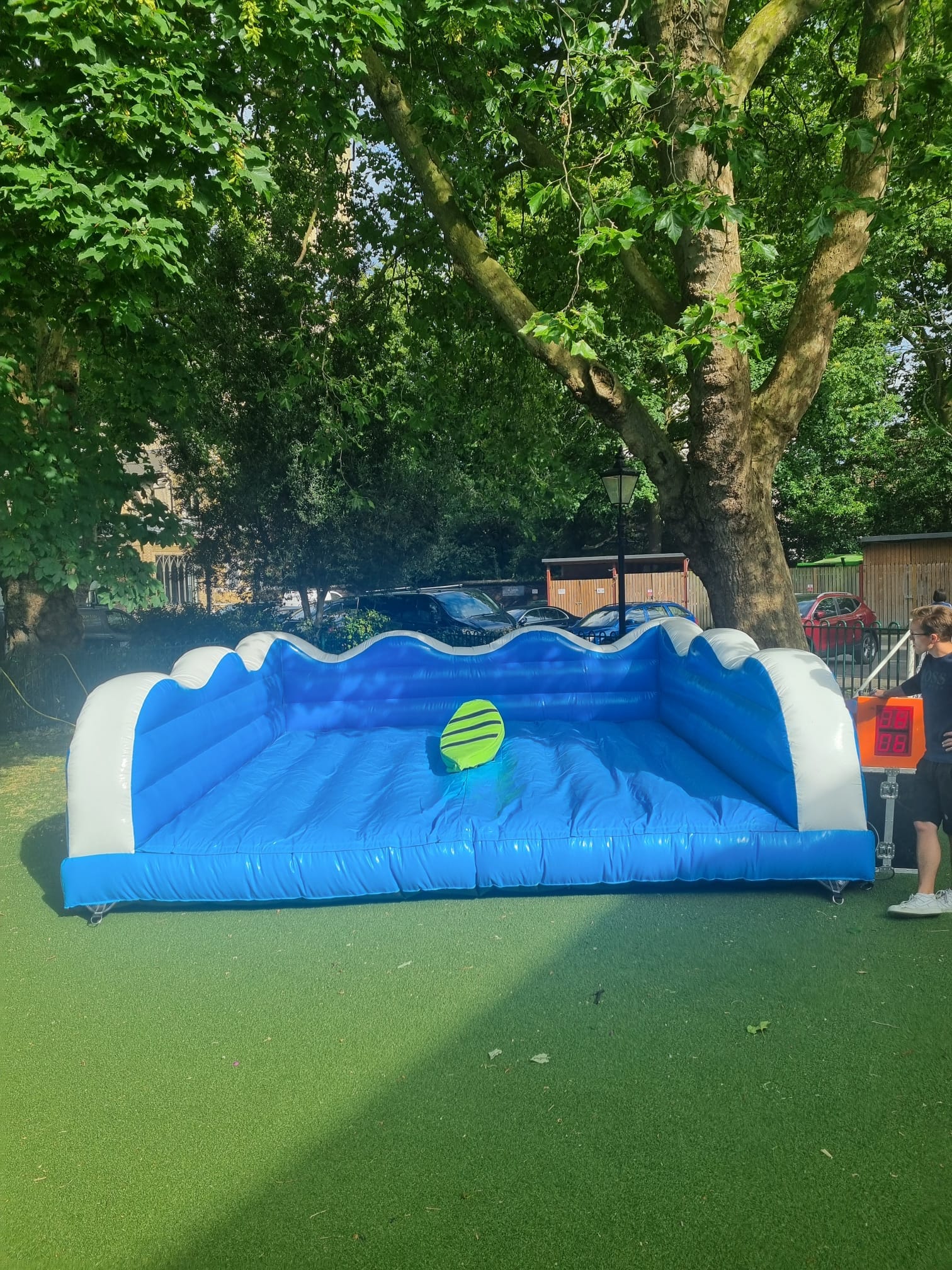 Surf Simulator Hire,Surfing Simulator Game For Rental,Essex,London,UK