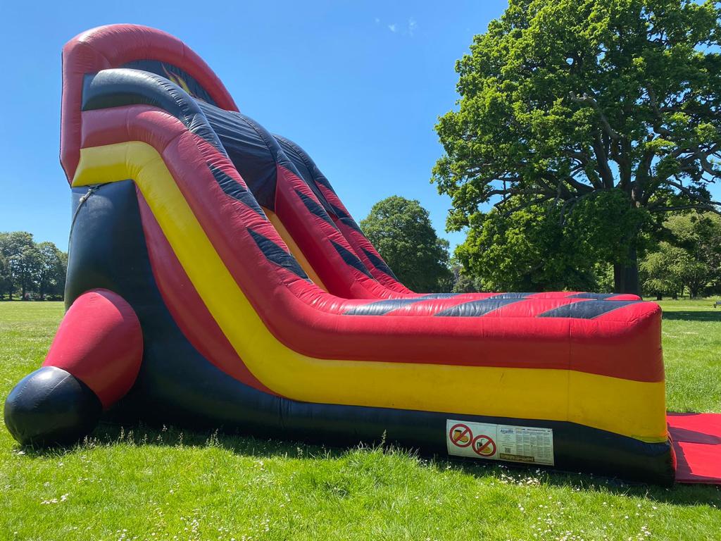 Rush Vertical Giant Inflatable Slide - Inflatable, Bouncy Castle ...