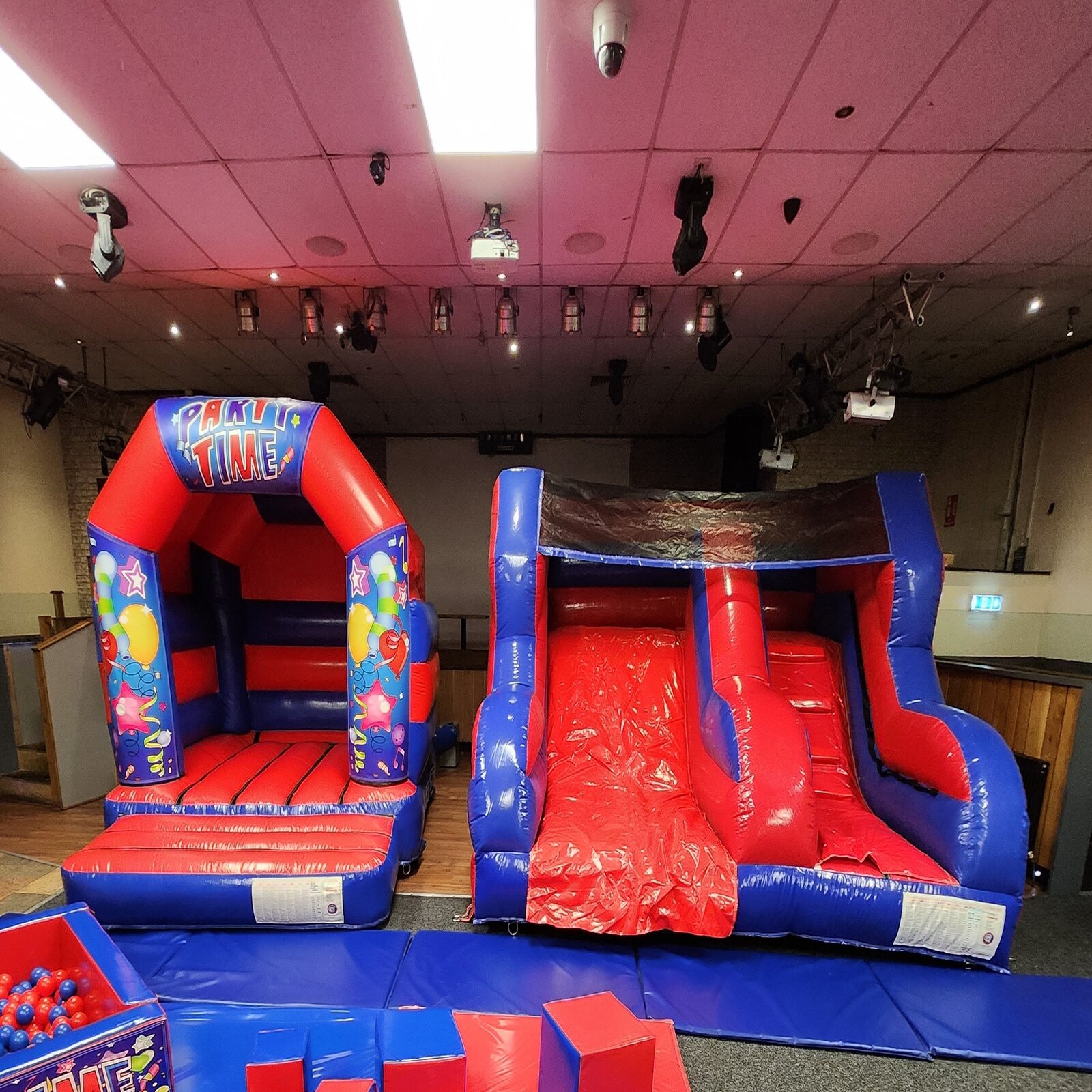 Junior Inflatable Slide & Bouncy Castle Packages - Bouncy Castle Hire ...