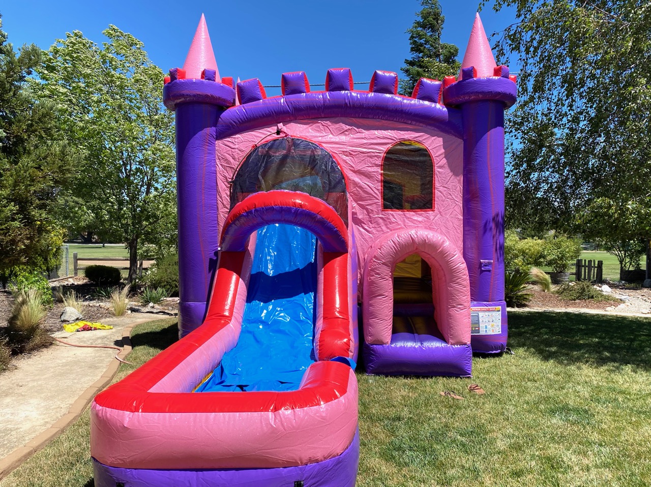 Combo Bounce Houses - Bounce House Rental in Ca | Ty's Bounce Barn