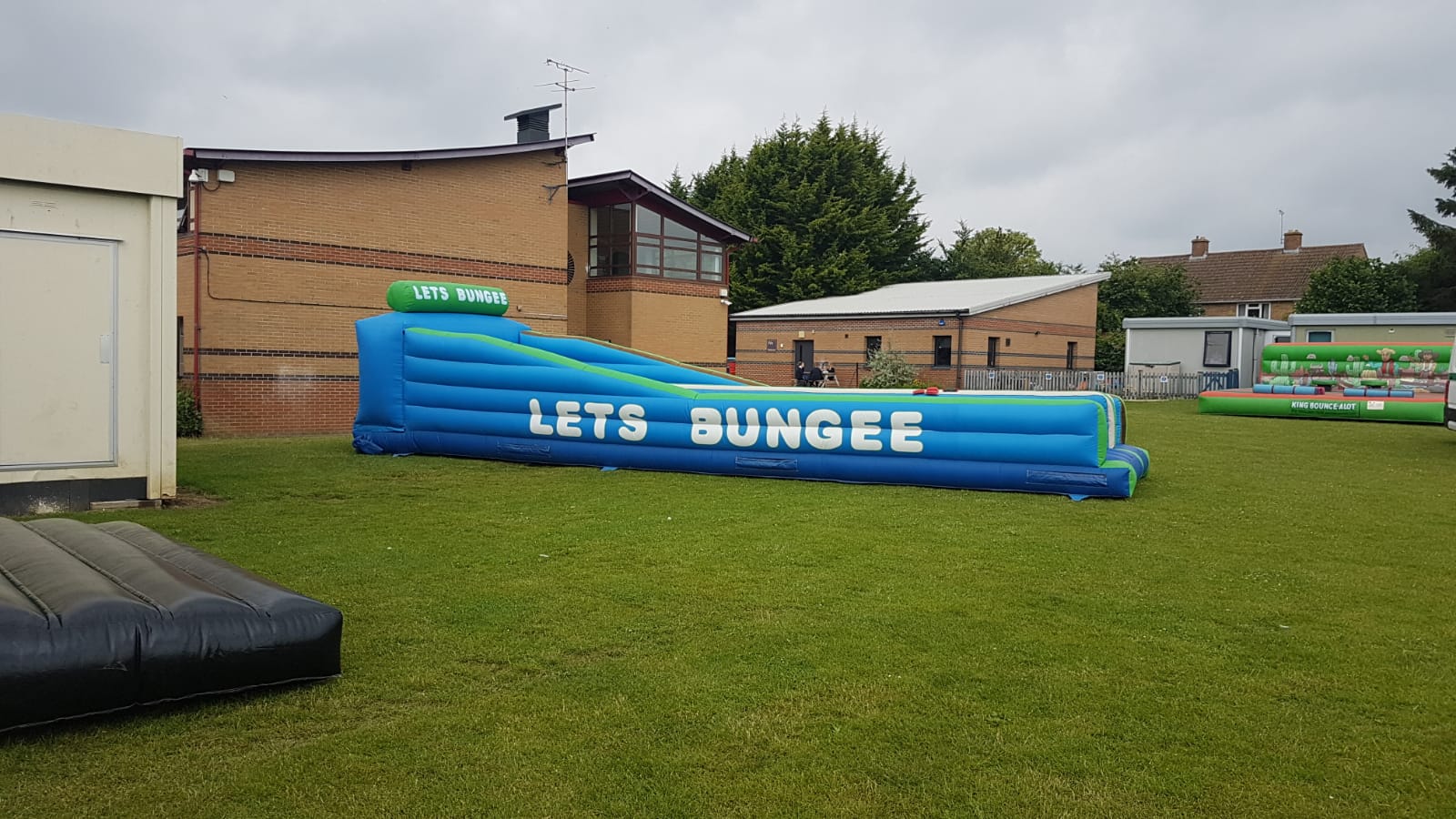 Bungee Run Hire London - Inflatable Bungee Run Hire Essex