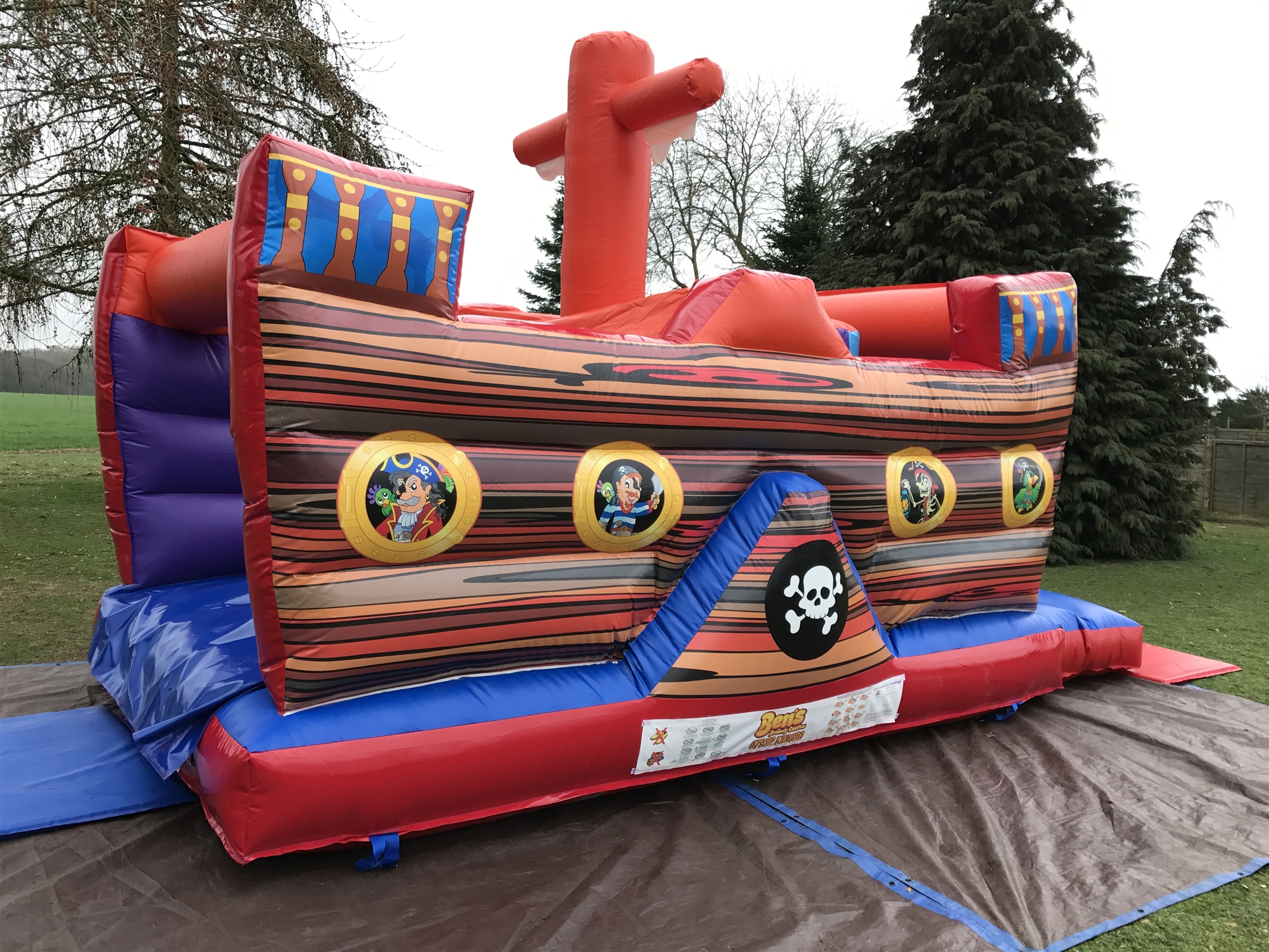 Standard Bouncy Castles - Bouncy Castle Hire, Bouncy Castles, Rodeo ...