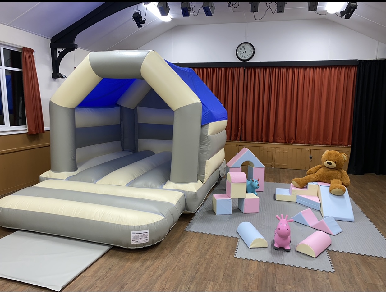 Bouncy Castle & Soft Play Packages - Hire in Ware, Hoddesdon, Hertford ...