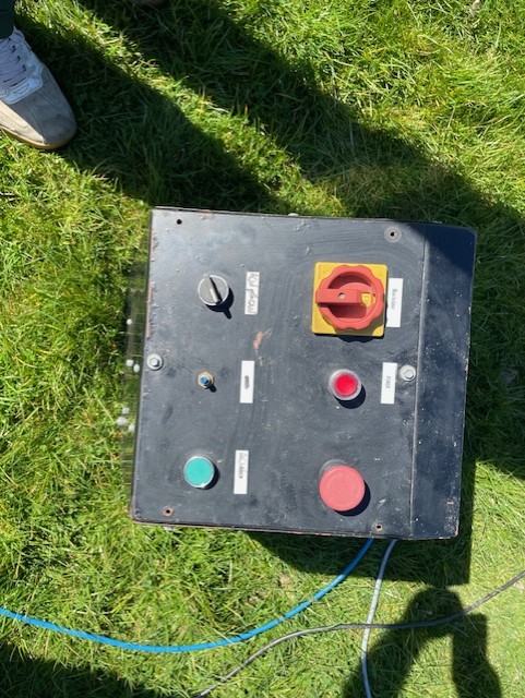 Last Man Standing Inflatable (single arm) - Bouncy Castle Hire in Kent ...