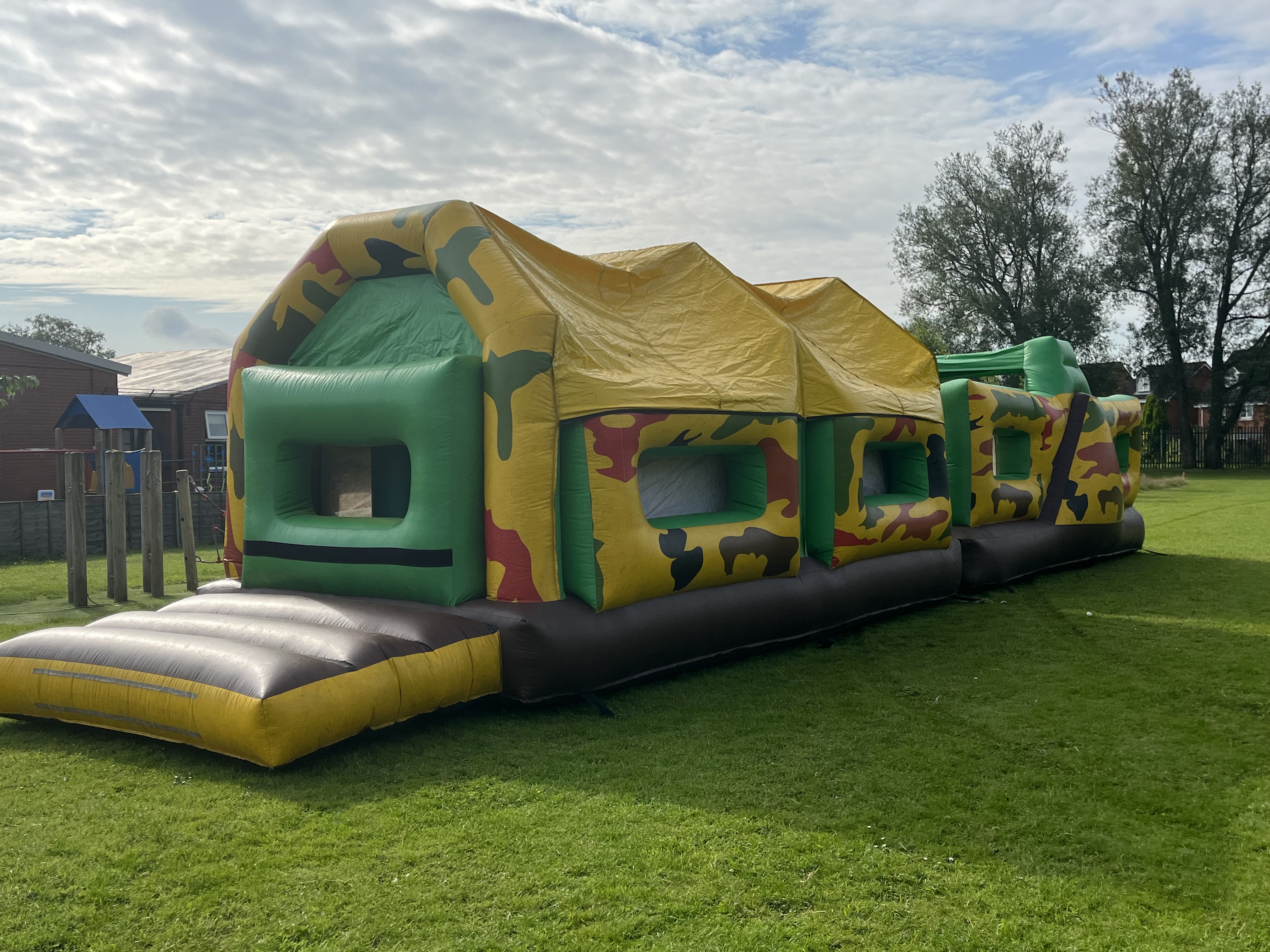 48 ft Obstacle Course - Bouncy Castle & Inflatables Hire in Manchester ...