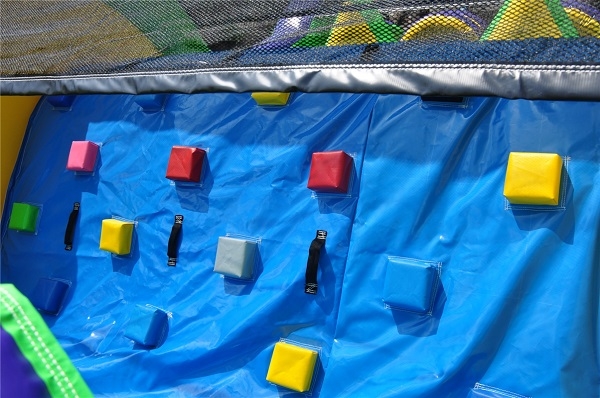 Fun inflatable obstacle course. Bouncy castle Hire Auckland.