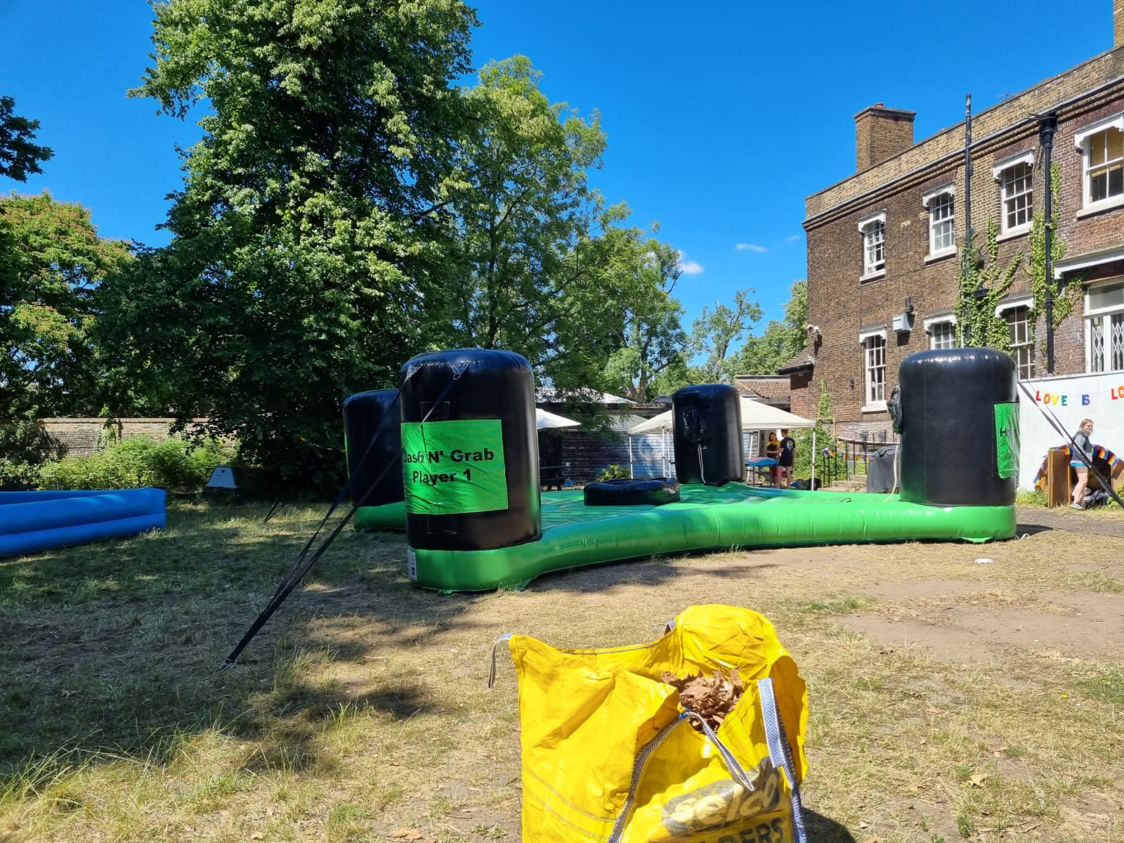 Inflatable Dash n Grab Hire - Dash n Grab Hire