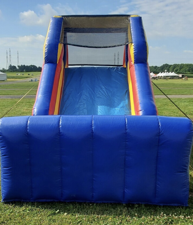 40' Obstacle Course - Hire in Calgary | Bounce it! Party Rentals