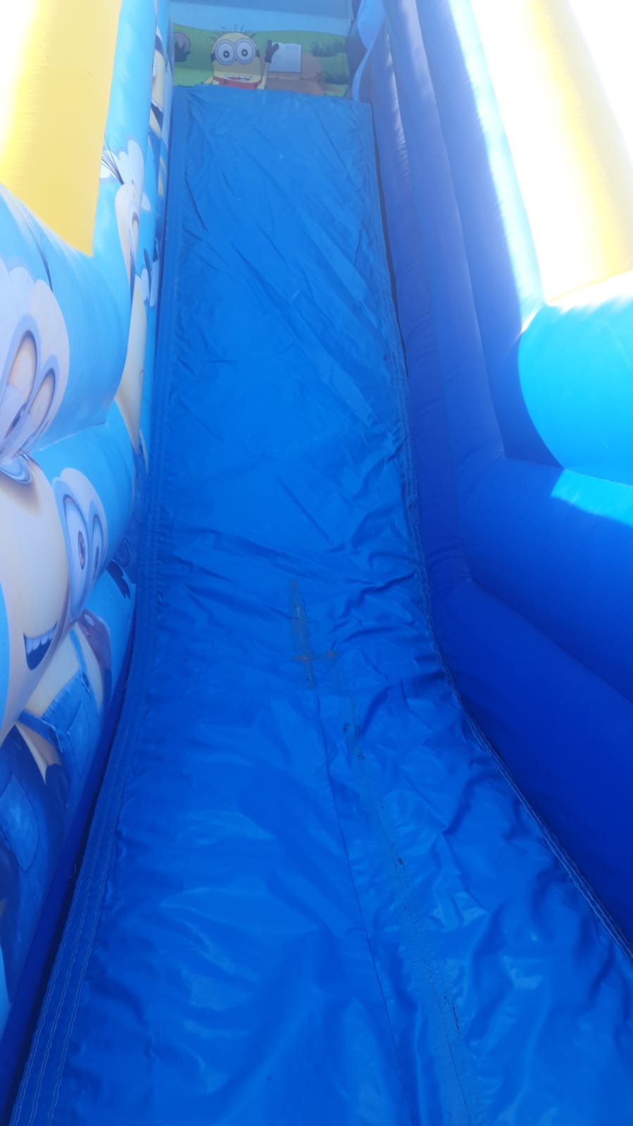 50 ft Minion's OB With Super Slide....HIRE 1 DAY AND GET SECOND DAY ...