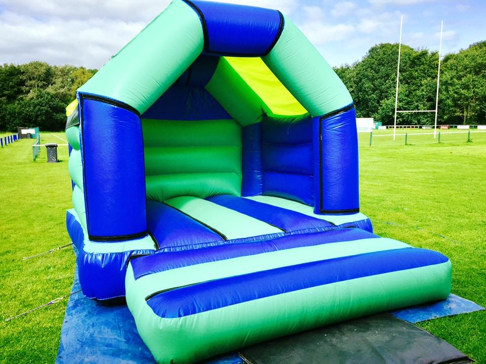Jungle Party - Soft Play, Hot Tubs, Party Games & Bouncy Castle Hire in ...