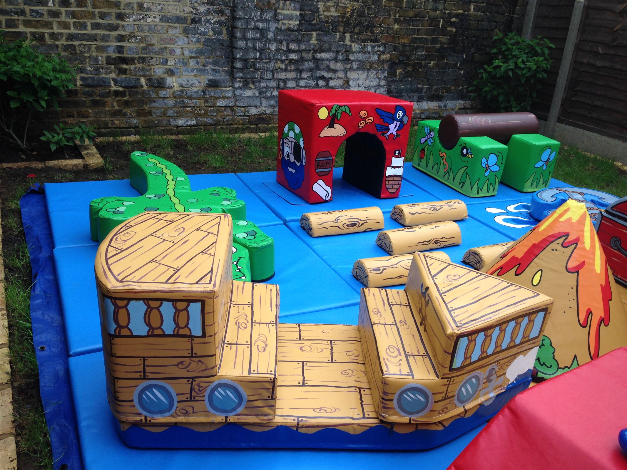 The Pirate Soft Play Package - Mobile Soft Play Hire London in South ...