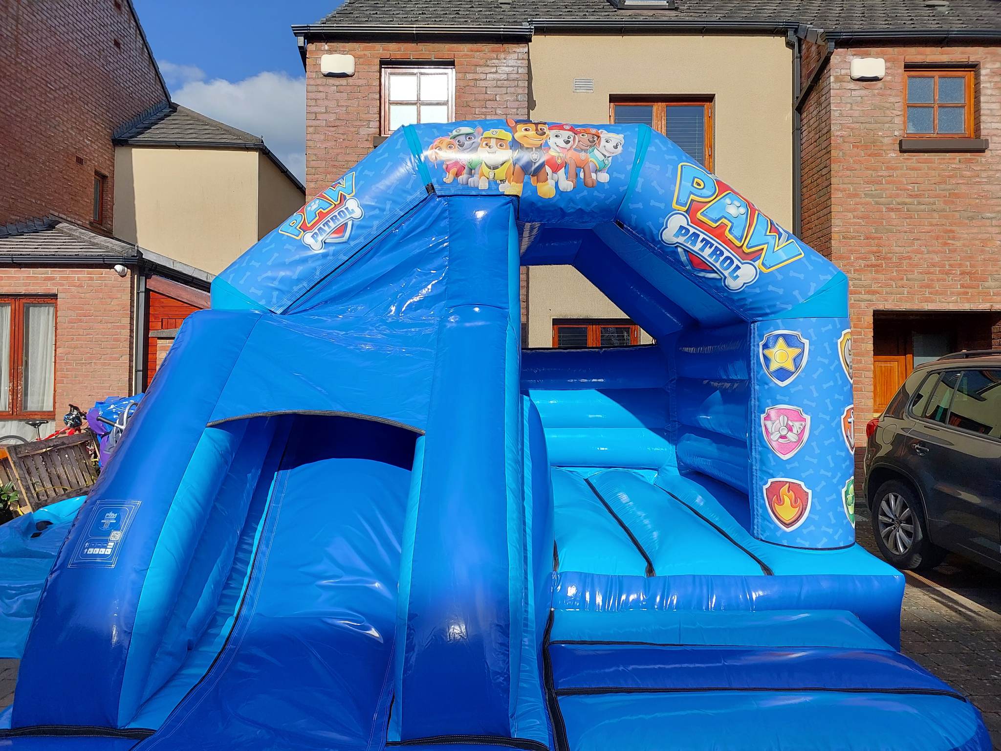 Bouncy Castles with Slide - Bouncy Castle Hire , Food Machines for hire ...