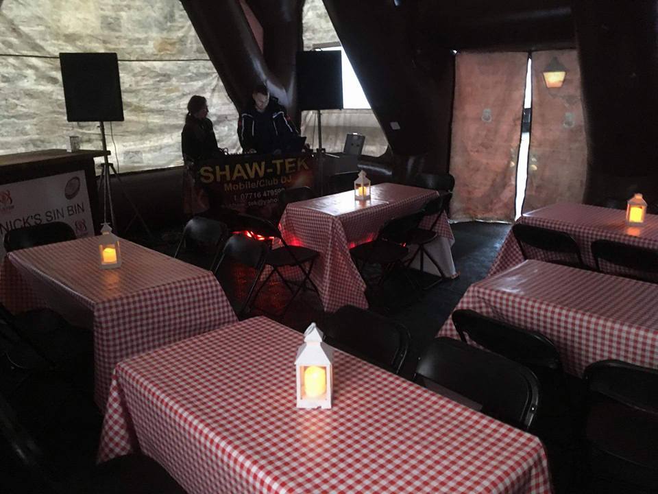 Inflatable Pop Up Pub - Event & Party Hire in Ireland | Carousel ...