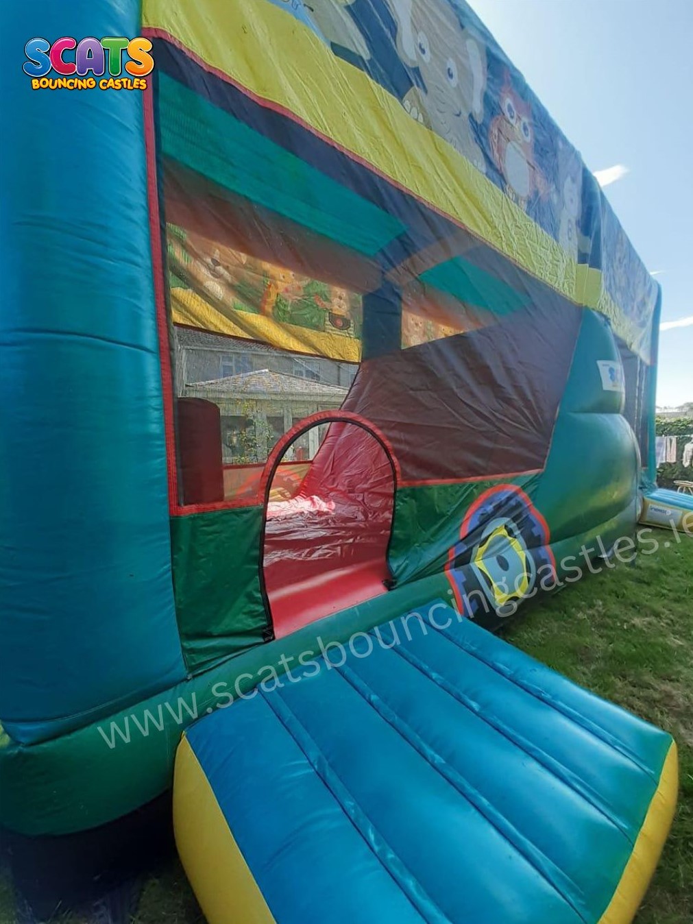 Jungle Adventure Tour Bus | Scats Bouncing Castles