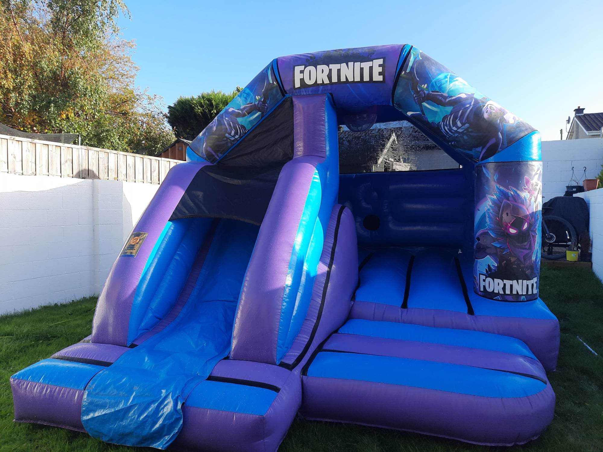 Bouncy Castles with Slide - Bouncy Castle Hire , Food Machines for hire ...