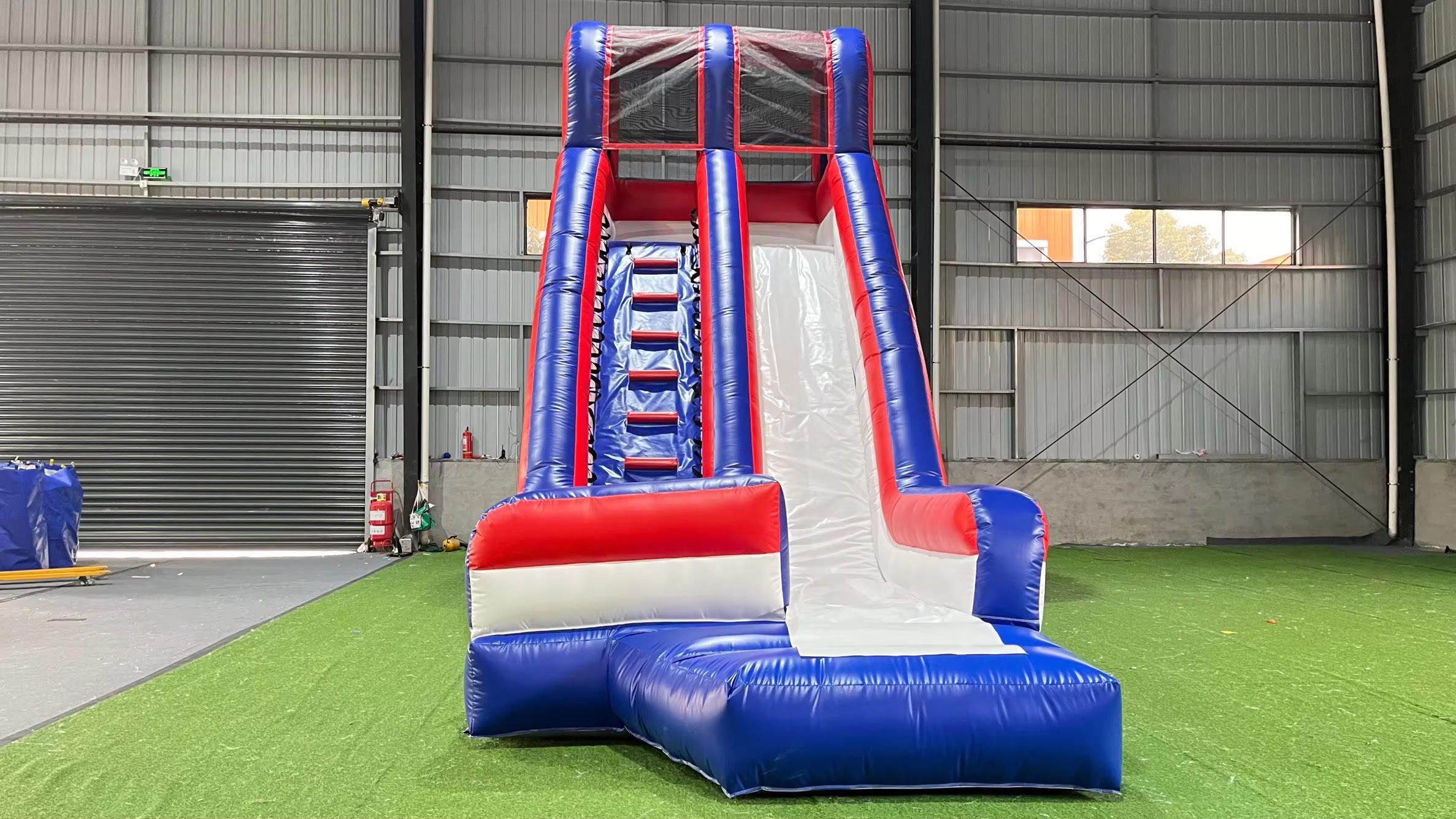 Combo Bounce Houses - Hire in NY | InflataBroz