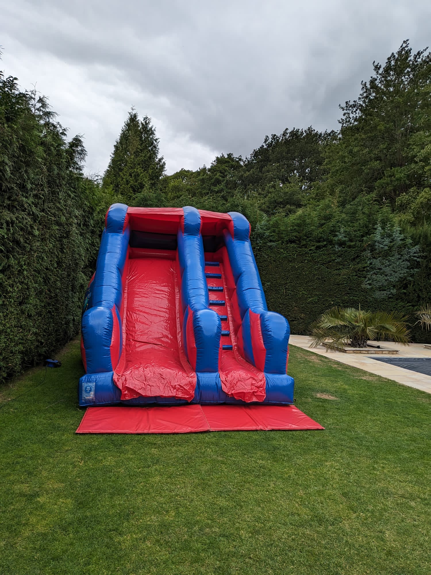 8ft Party Red/Blue Slide - Hire in Hersham, Walton on Thames, Weybridge ...