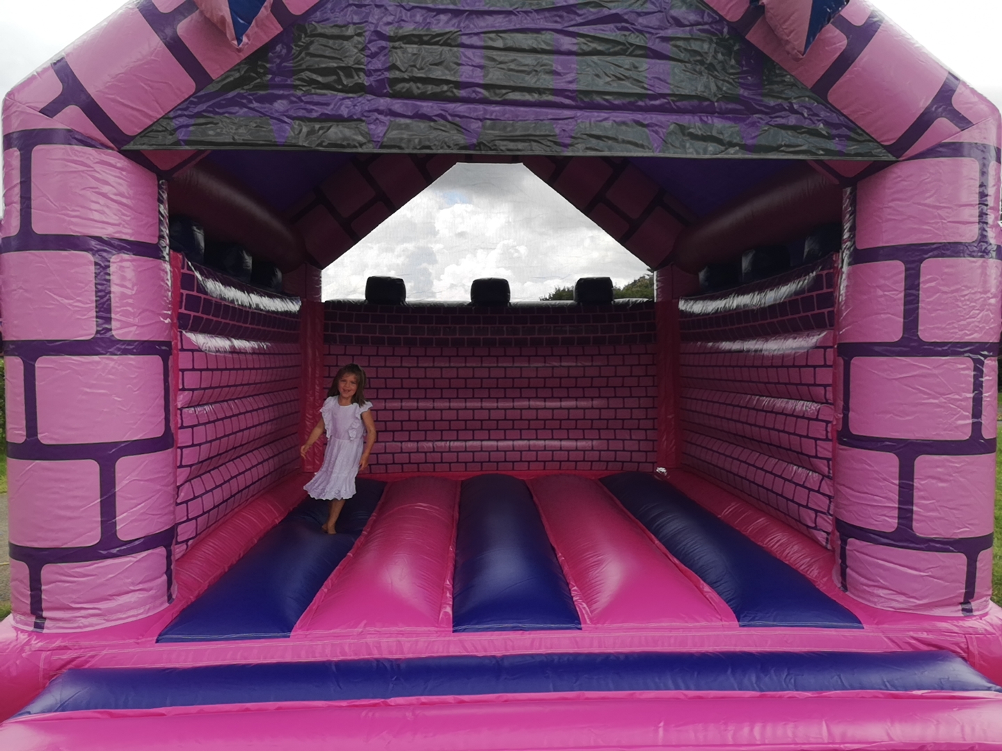 Pink Bouncy Castle - Hire in christchurch | The Fun Team Christchurch