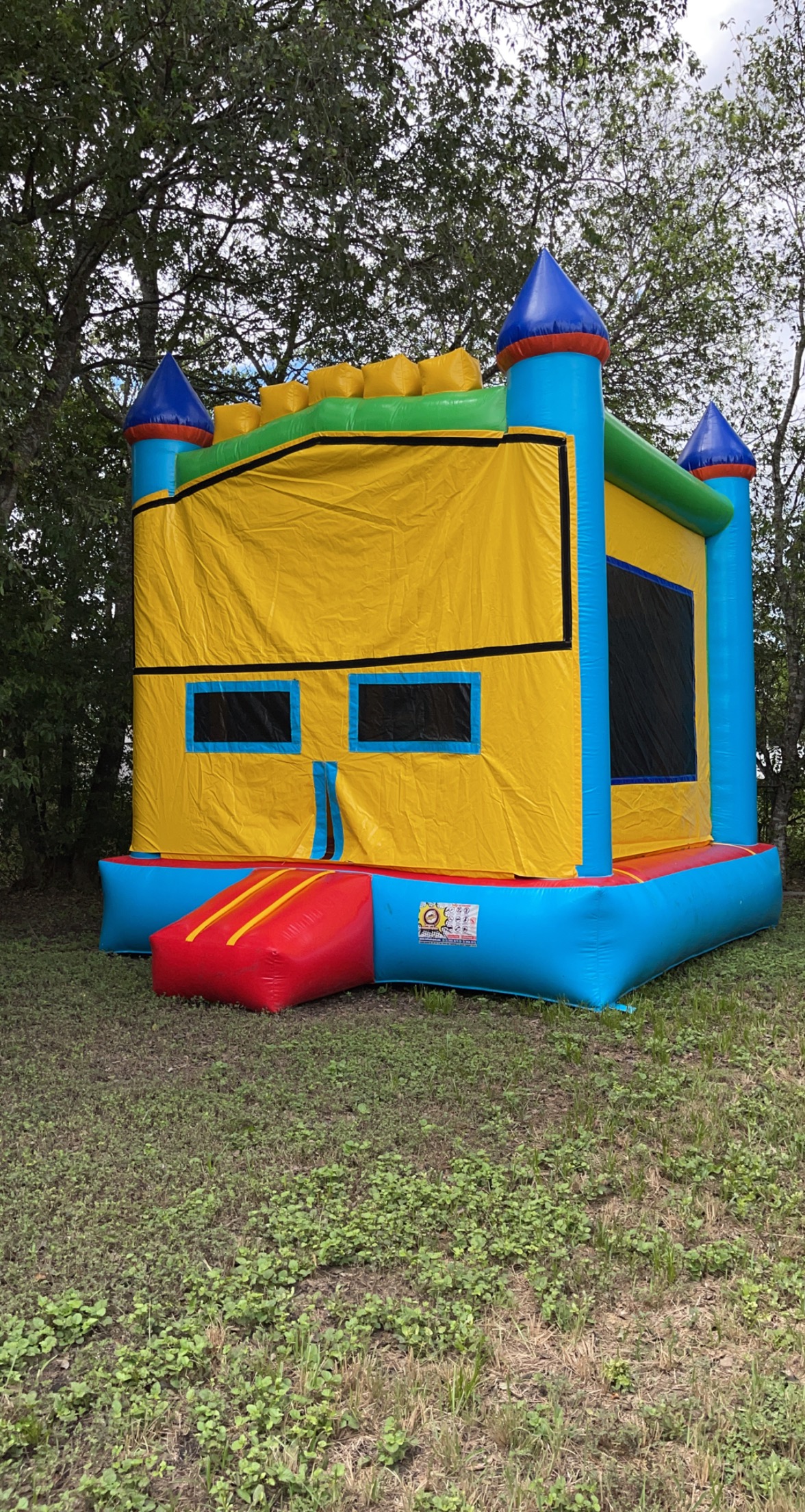 Bounce House Castles - Rental in San Antonio | Jump And Ride Party Rentals