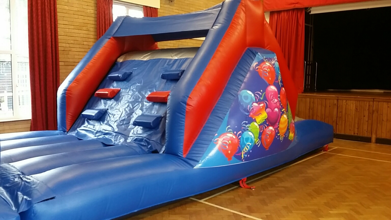 Obstacle Course Fun Run 40ft x 10ft - Bouncy Castle Hire in ...