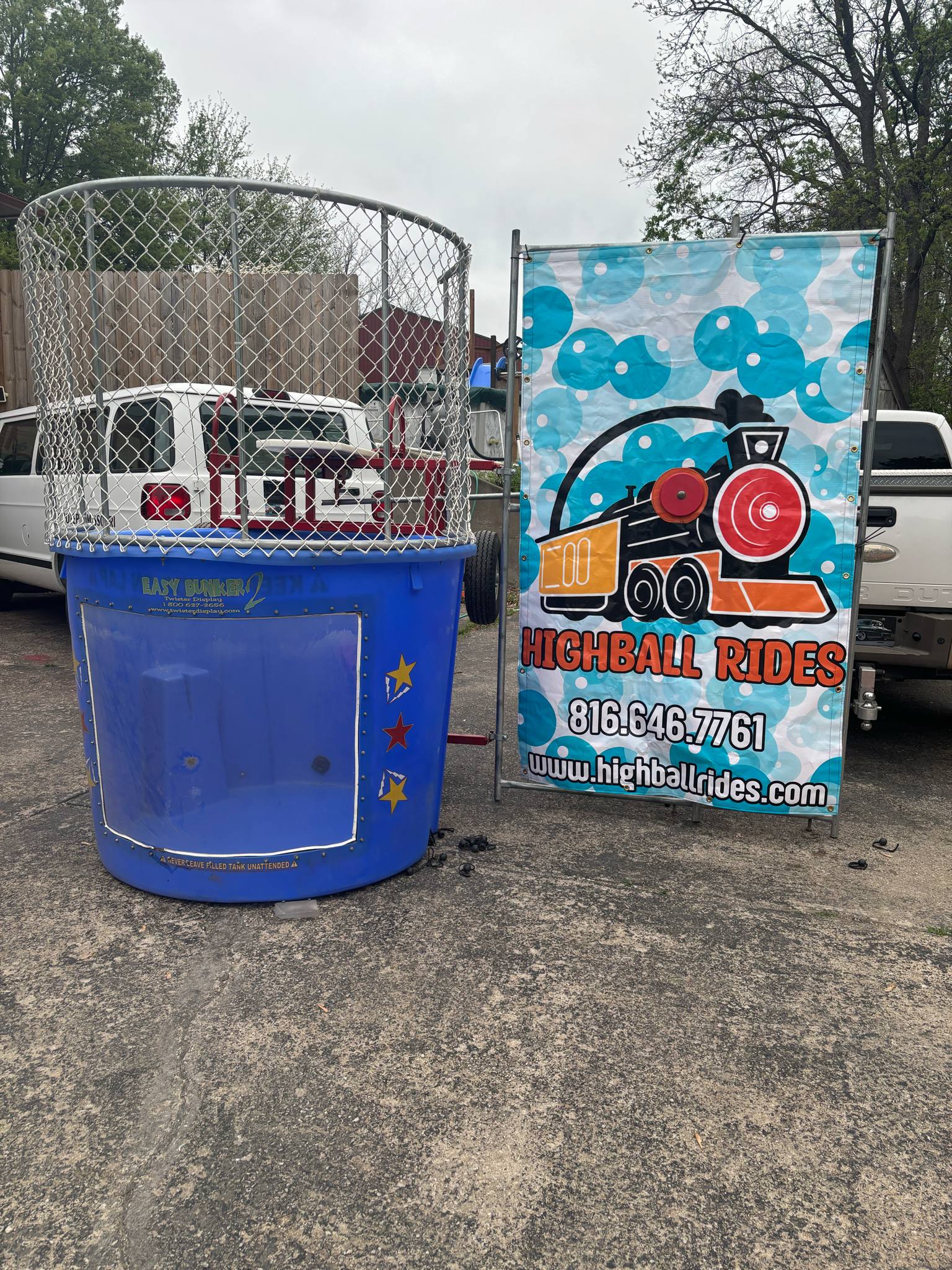 Dunk Tank Rentals in Northwest Missouri | Highball Rides