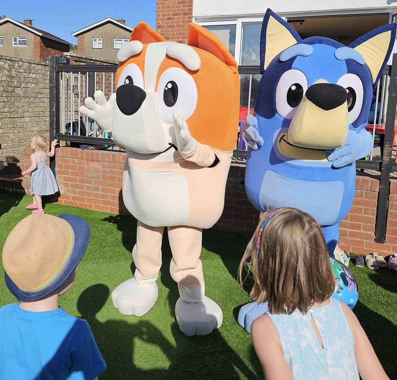 Adult Mascot Costumes 4 SALE - Best Bouncy Castle, Softplay and Mascot ...