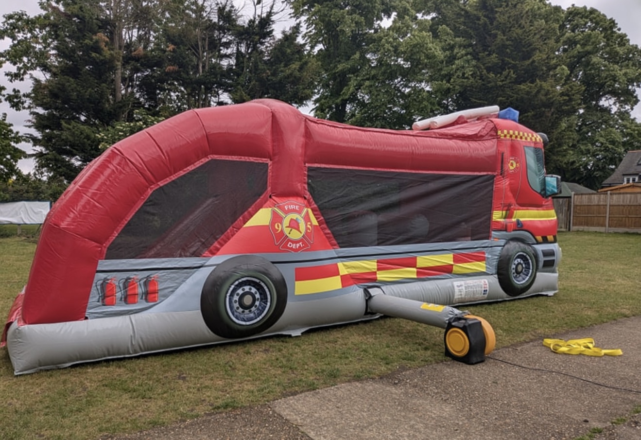 Fire Engine Obstacle Course (10ft x 29ft) - Hire in Hersham, Walton on ...