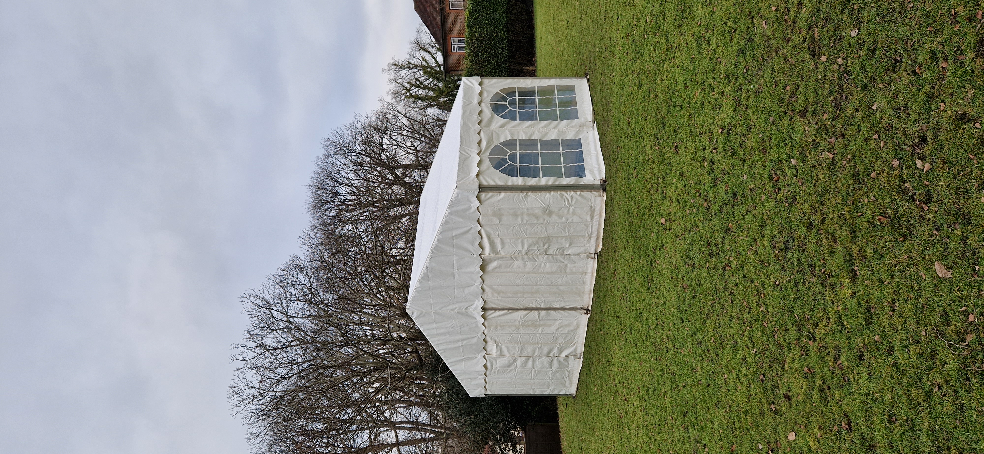 6m x 3m Clear Span Marquee - Bouncy Castle Hire in Crawley, West Sussex ...