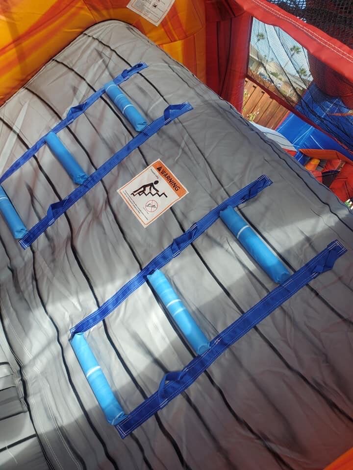 Piece 1 Shadow Obstacle Course (Dry Only) - Bounce House, Waterslides ...