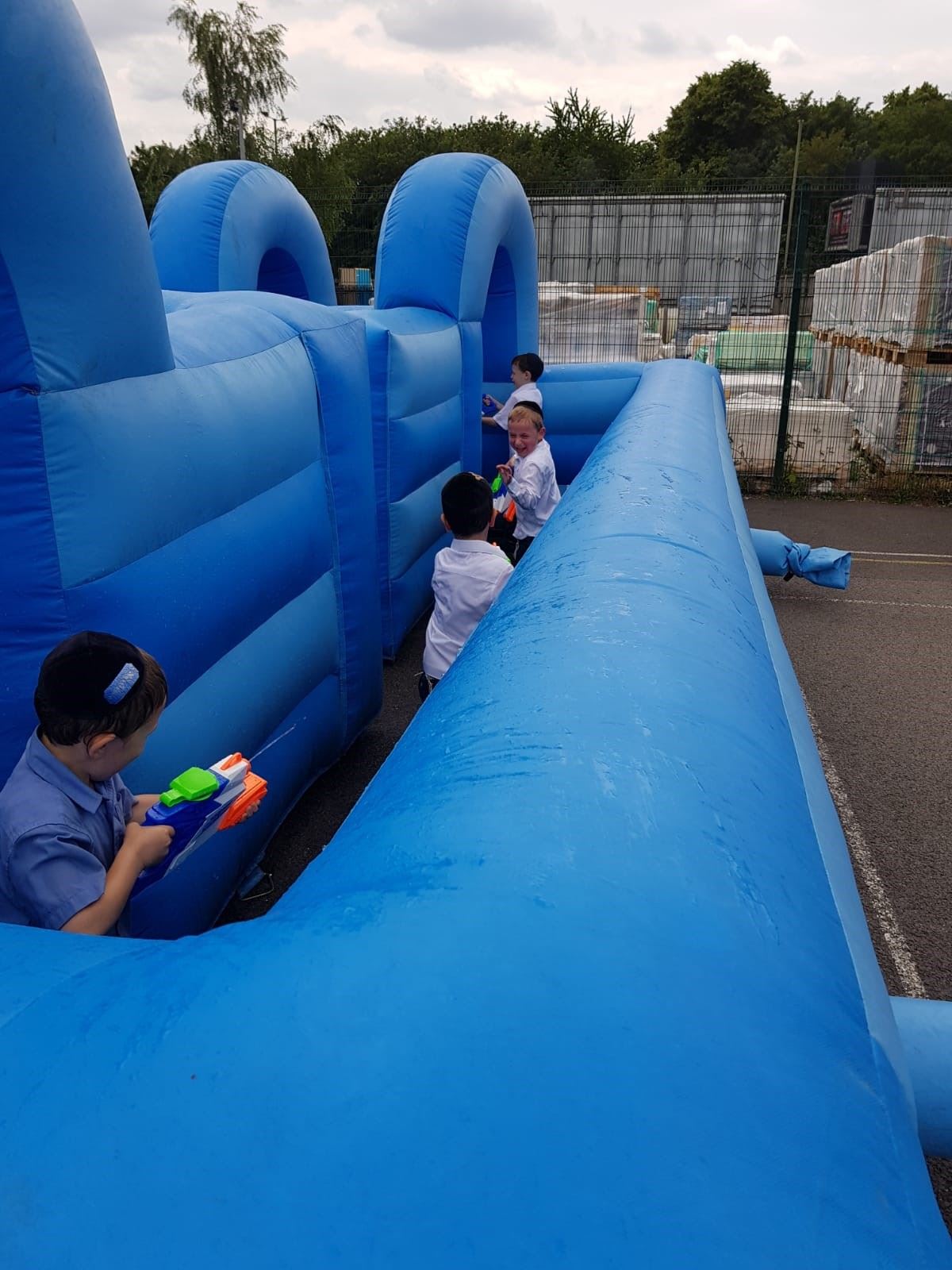 Water Wars - ice-rinks.co.uk in UK | Ice-rink Uk