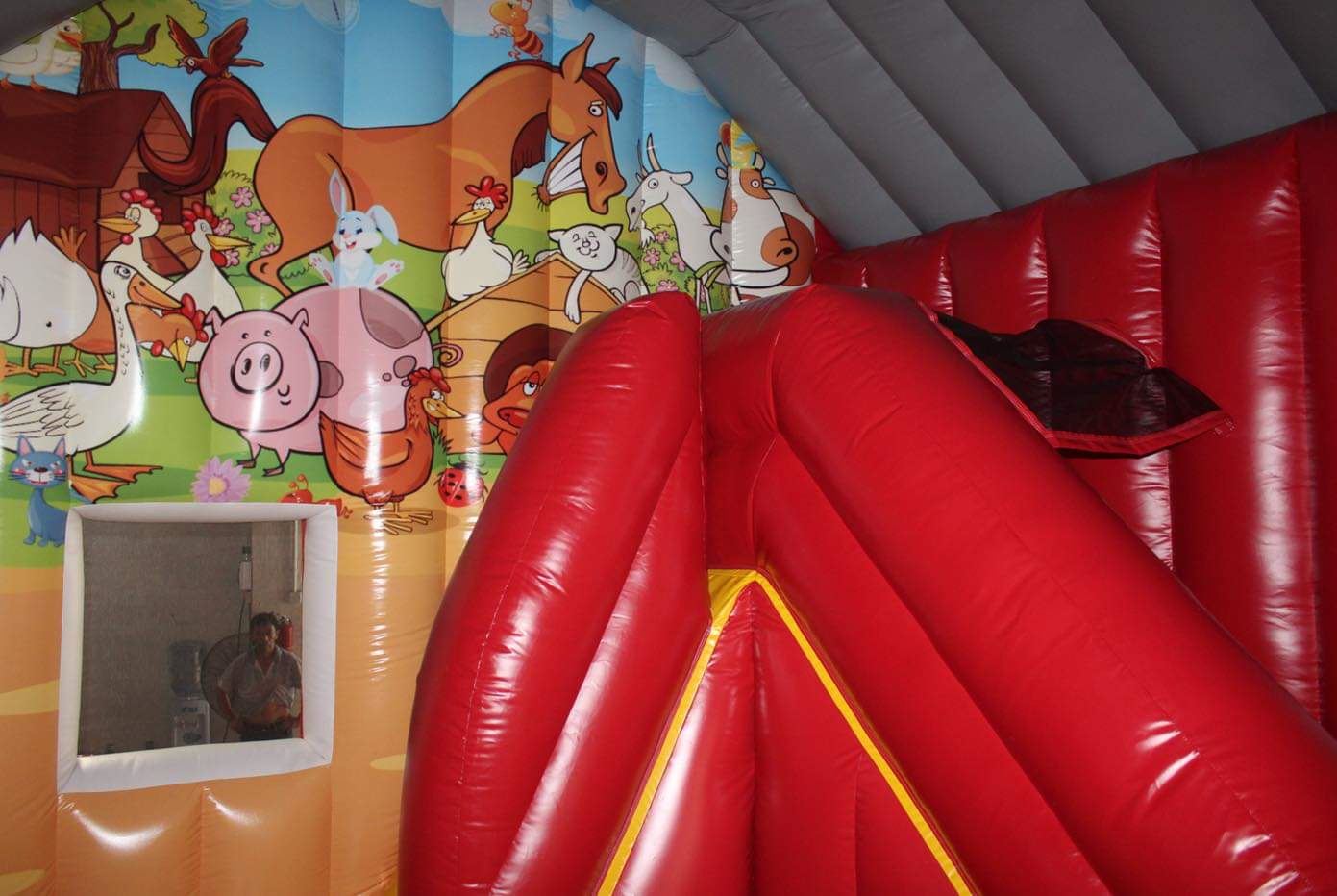 Barn Combo Jumping Castle - Jumping Castle Hire in Melbourne, Pakenham ...