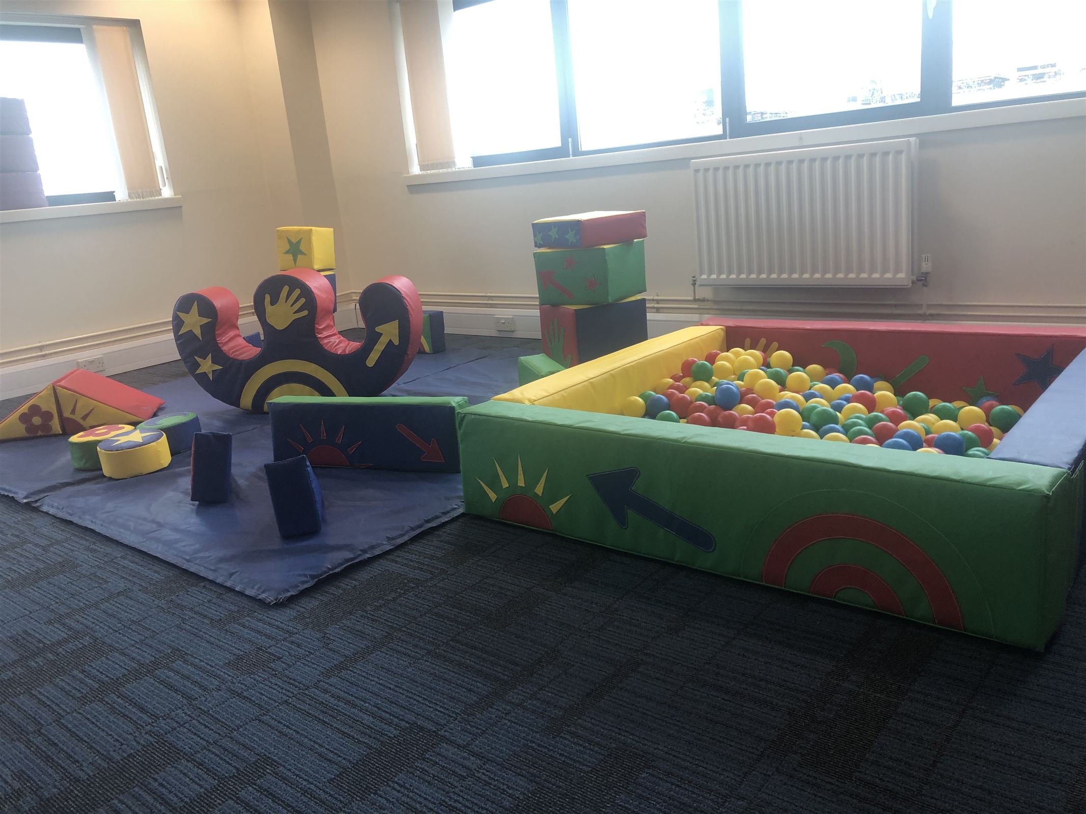 RAINBOW soft play - Bouncy Castle Hire & Soft Play Hire in Leeds ...
