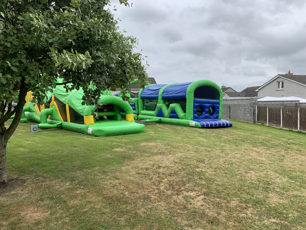 50ft Blue & Green Obstacle Course - Bouncy Castle Hire in Clonlara ...