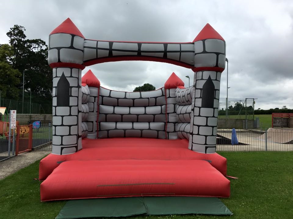 Bounce Back Castles | Castle Domain Bouncy Castle