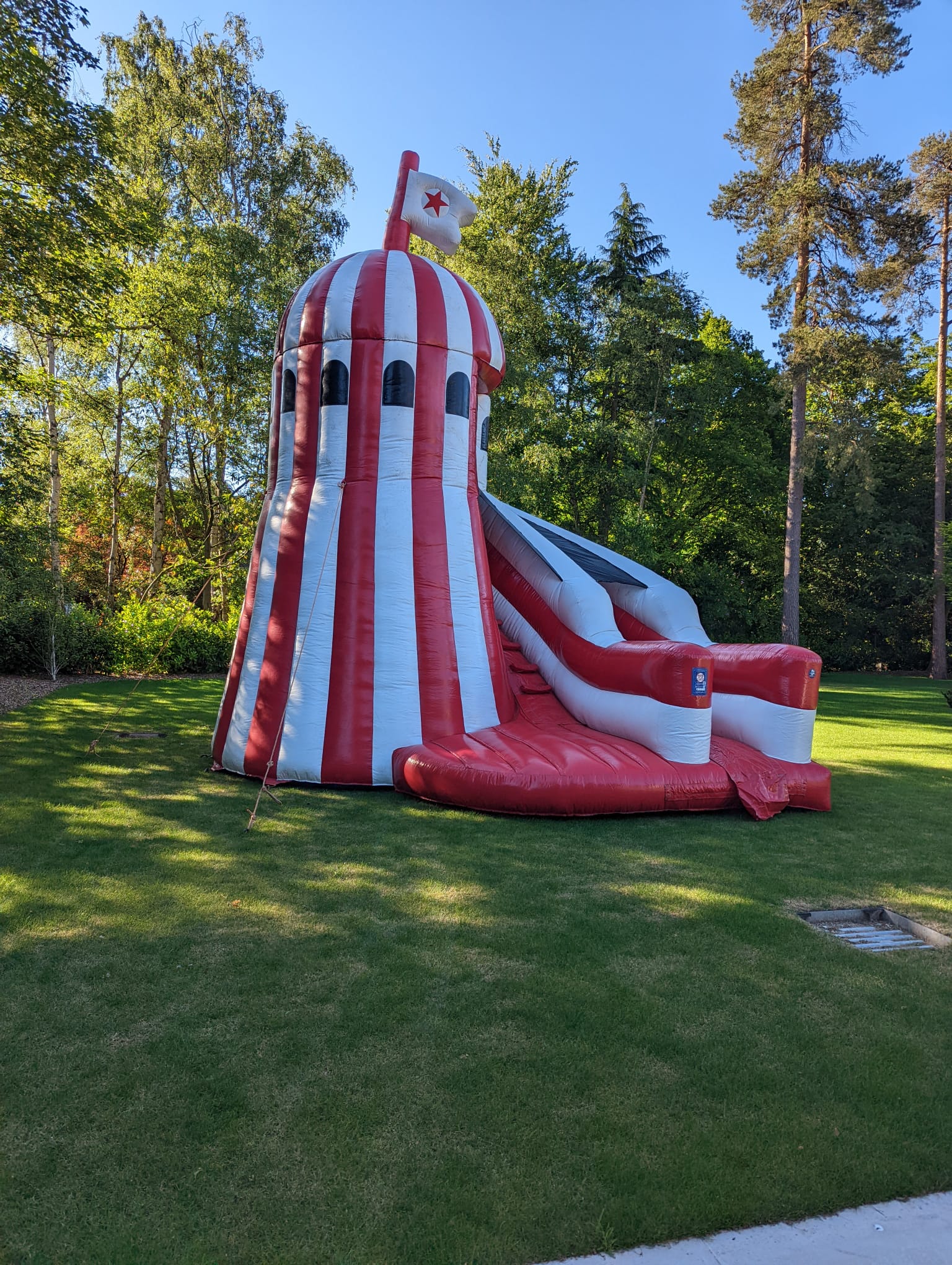 Helta Skelta (17ft Diameter) - Hire in Hersham, Walton on Thames ...