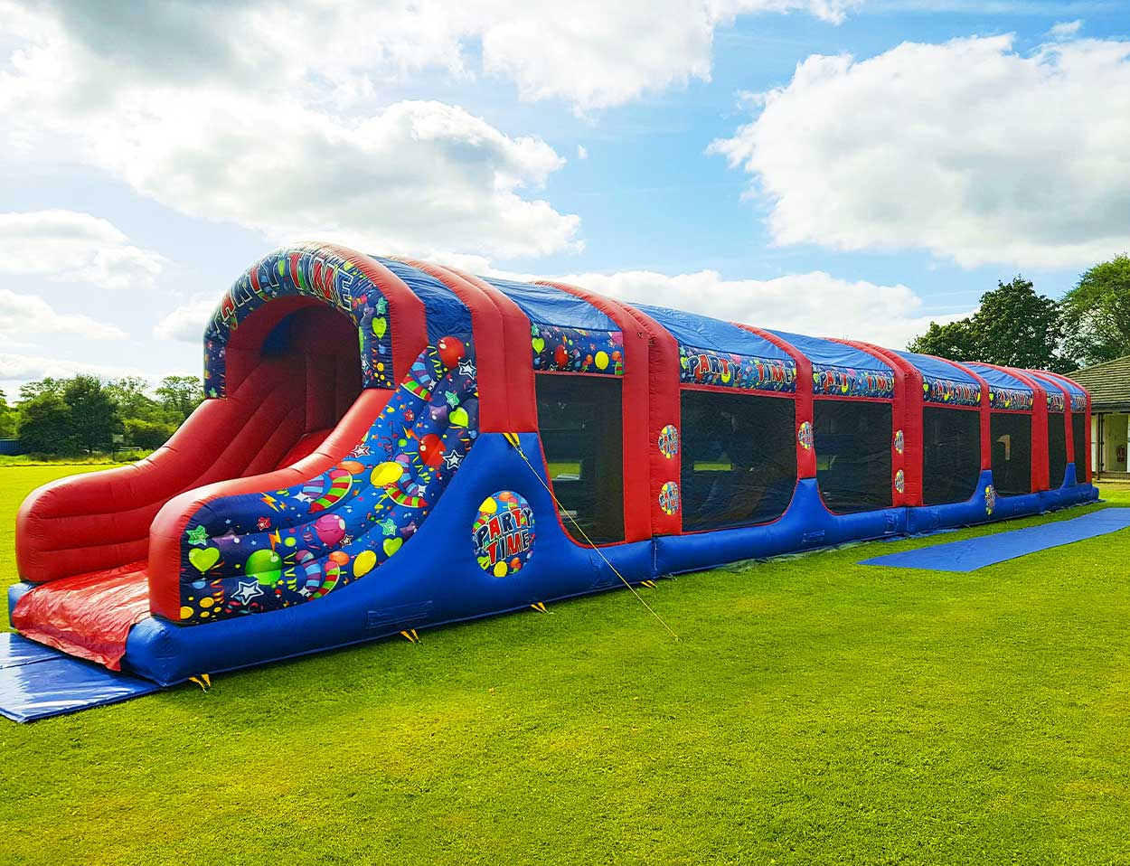 100ft Inflatable Assault Course Hire | Nationwide Entertainment