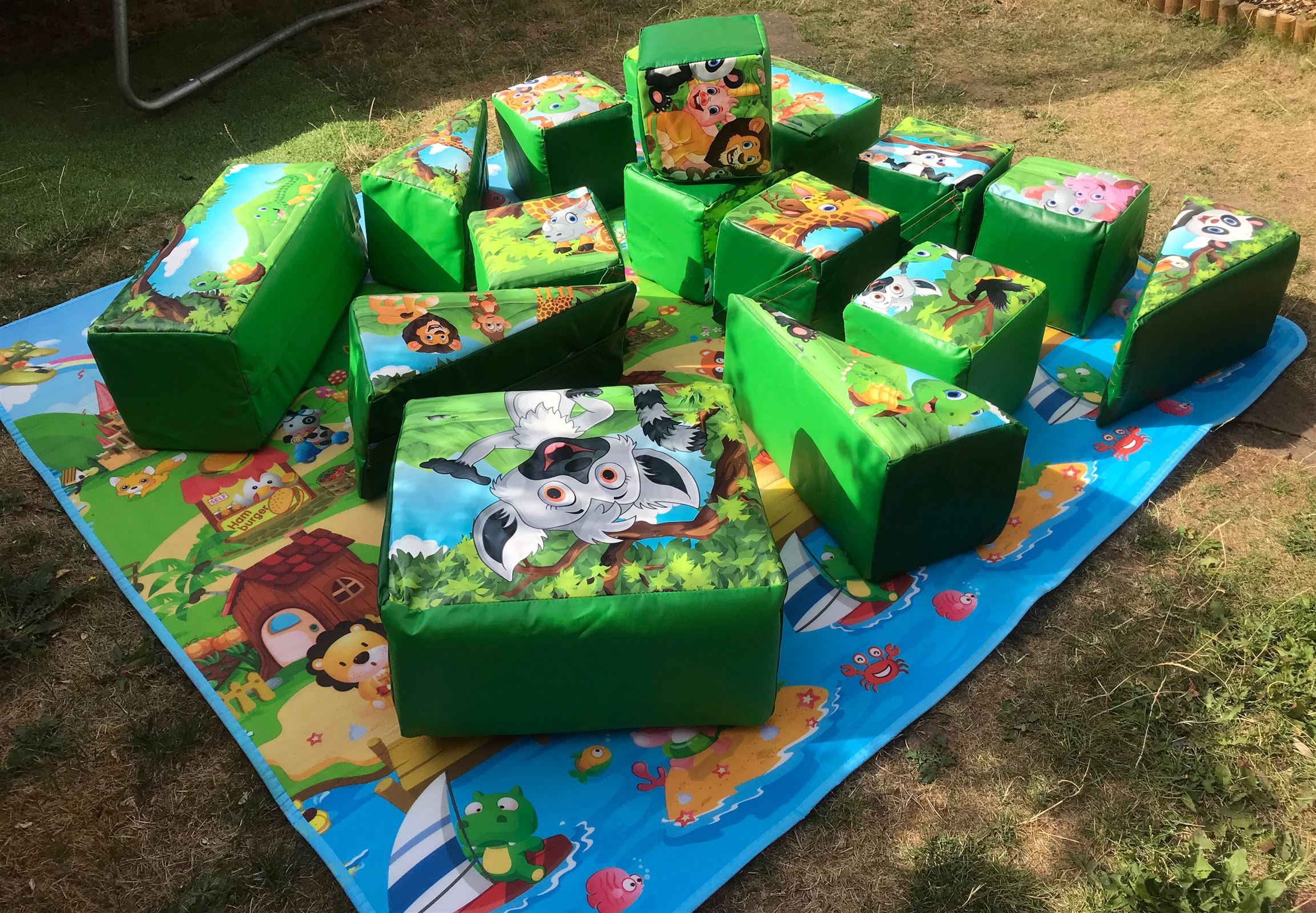 Soft Play Set and Ball Pool - Bouncy Castle Hire in Slough, Windsor ...