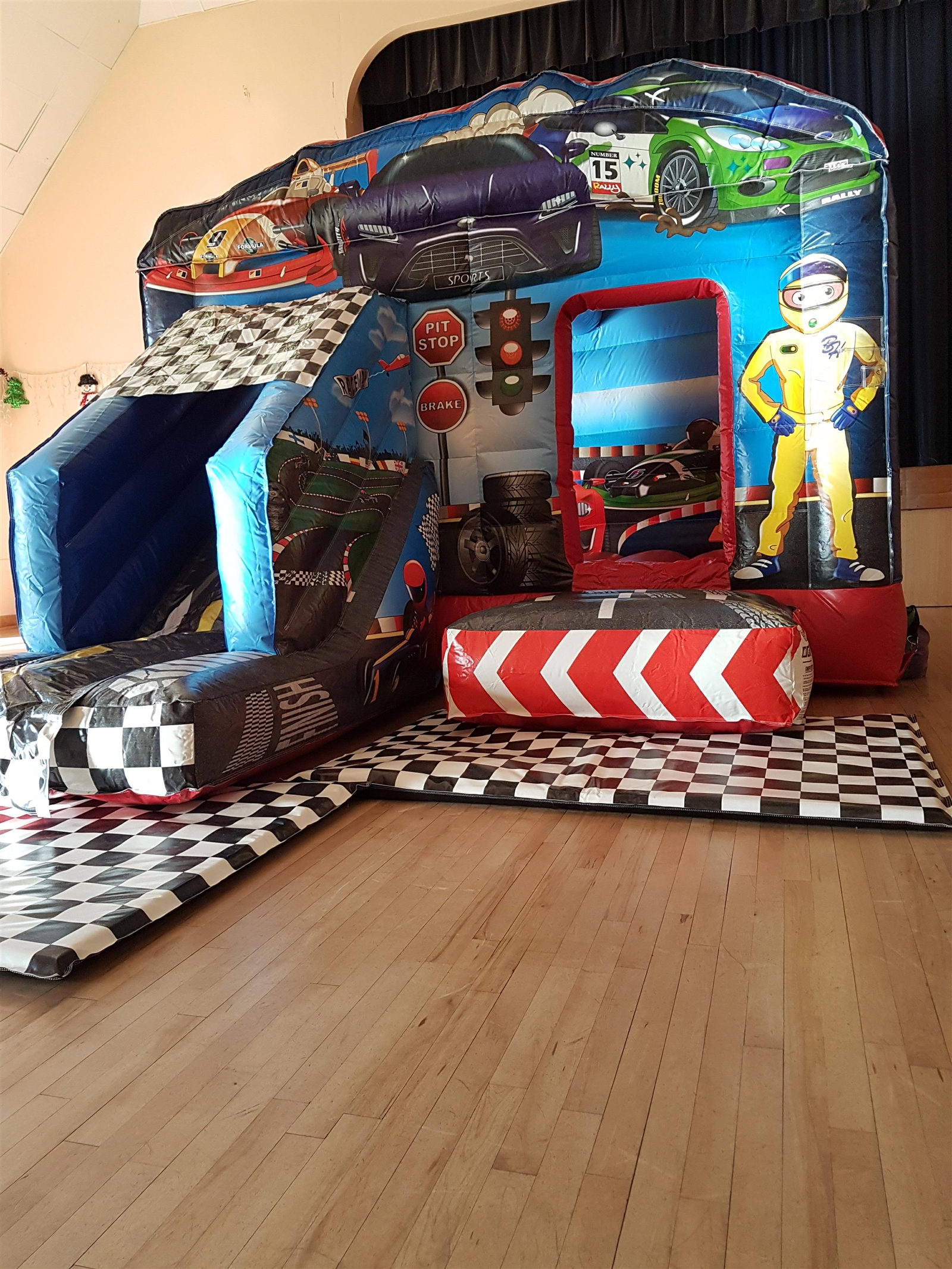 Inflatable Party Packages with Kidsplay Plymouth