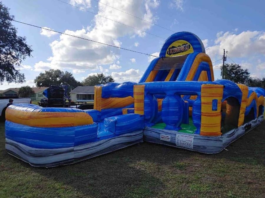 Dual Slide Wet/ Dry Obstacle Course - Hire in MISSOURI (MO) | River ...