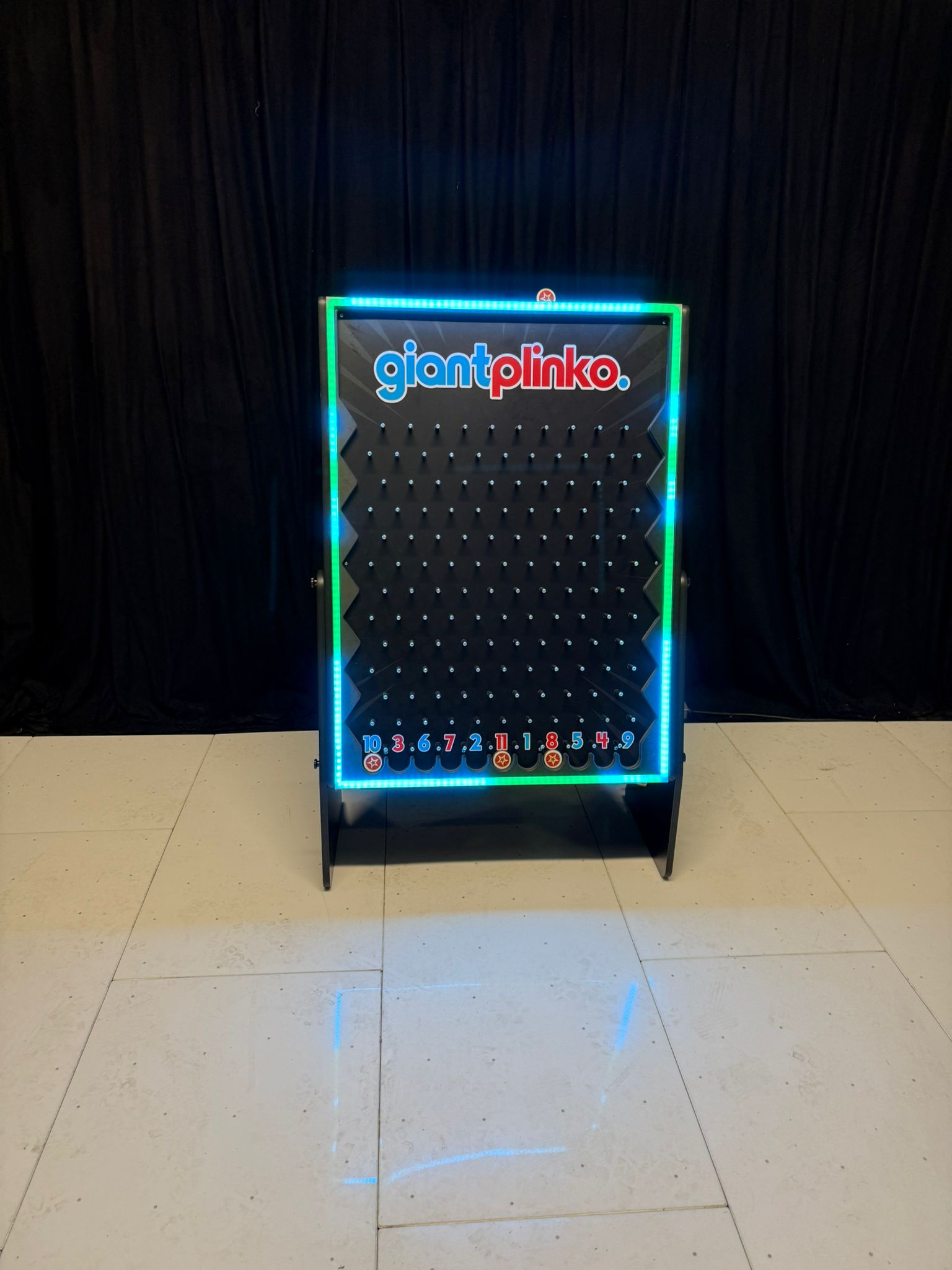 Giant Plinko Exhibition Games Hire - Corporate entertainment and games ...